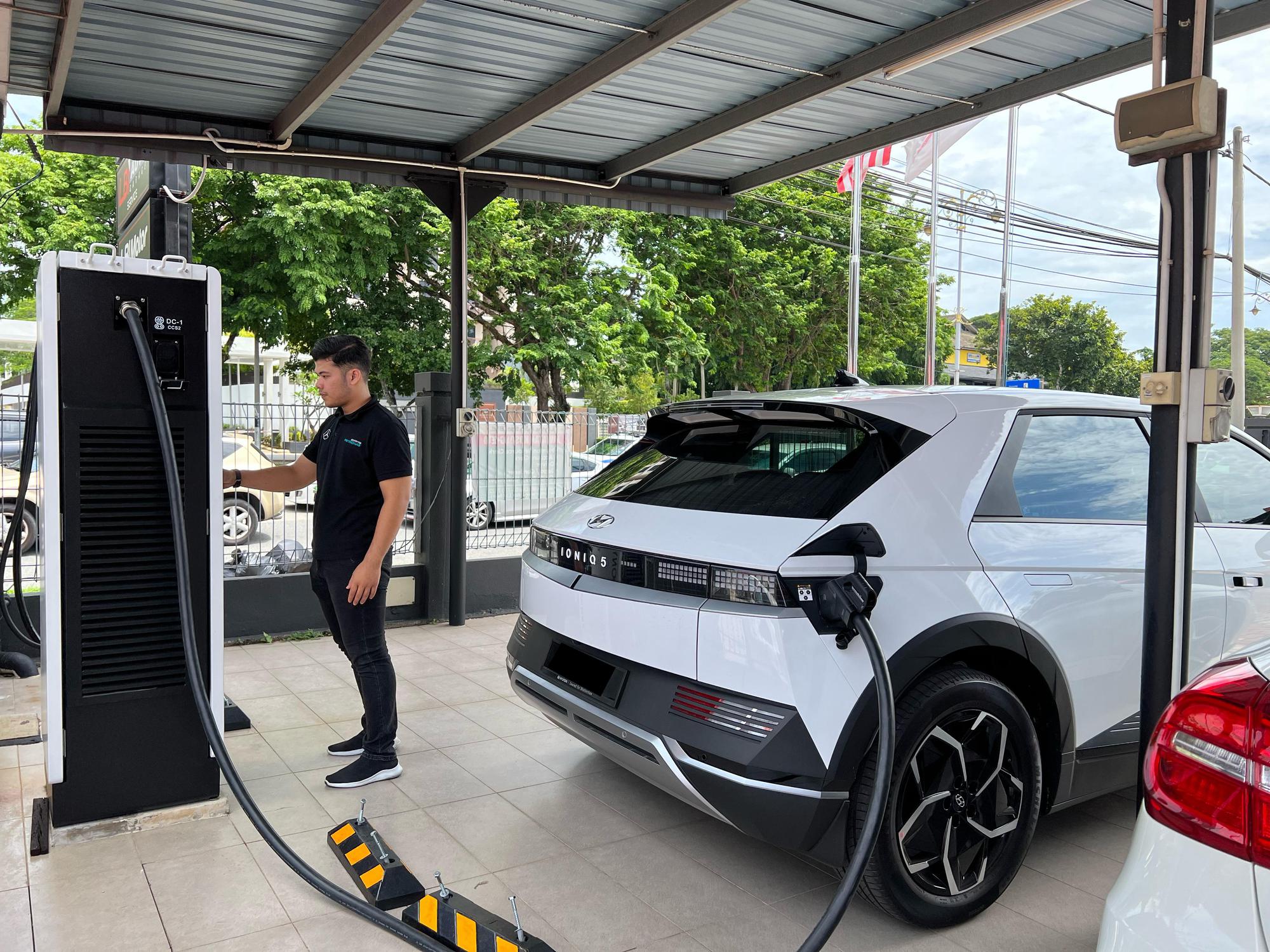 LBI Motor Sdn Bhd (22 kW AC, 60 kW DC) | Alor Setar, Kedah | EV Station