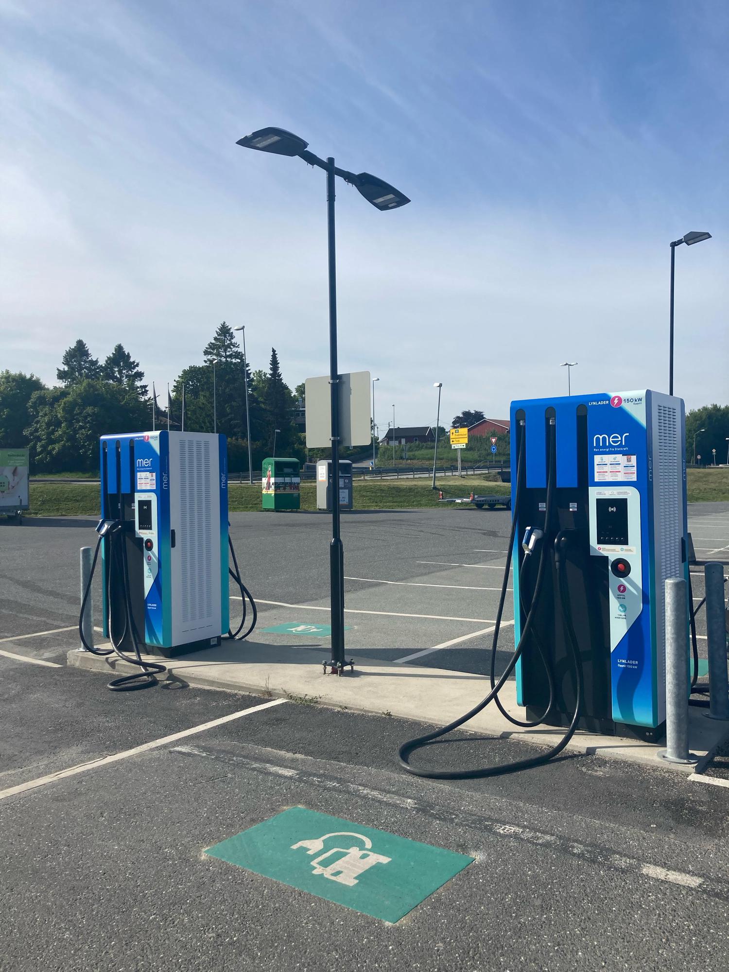 EXTRA Torp | Sulfatveien 2, 1658 TORP, NOR | EV Station