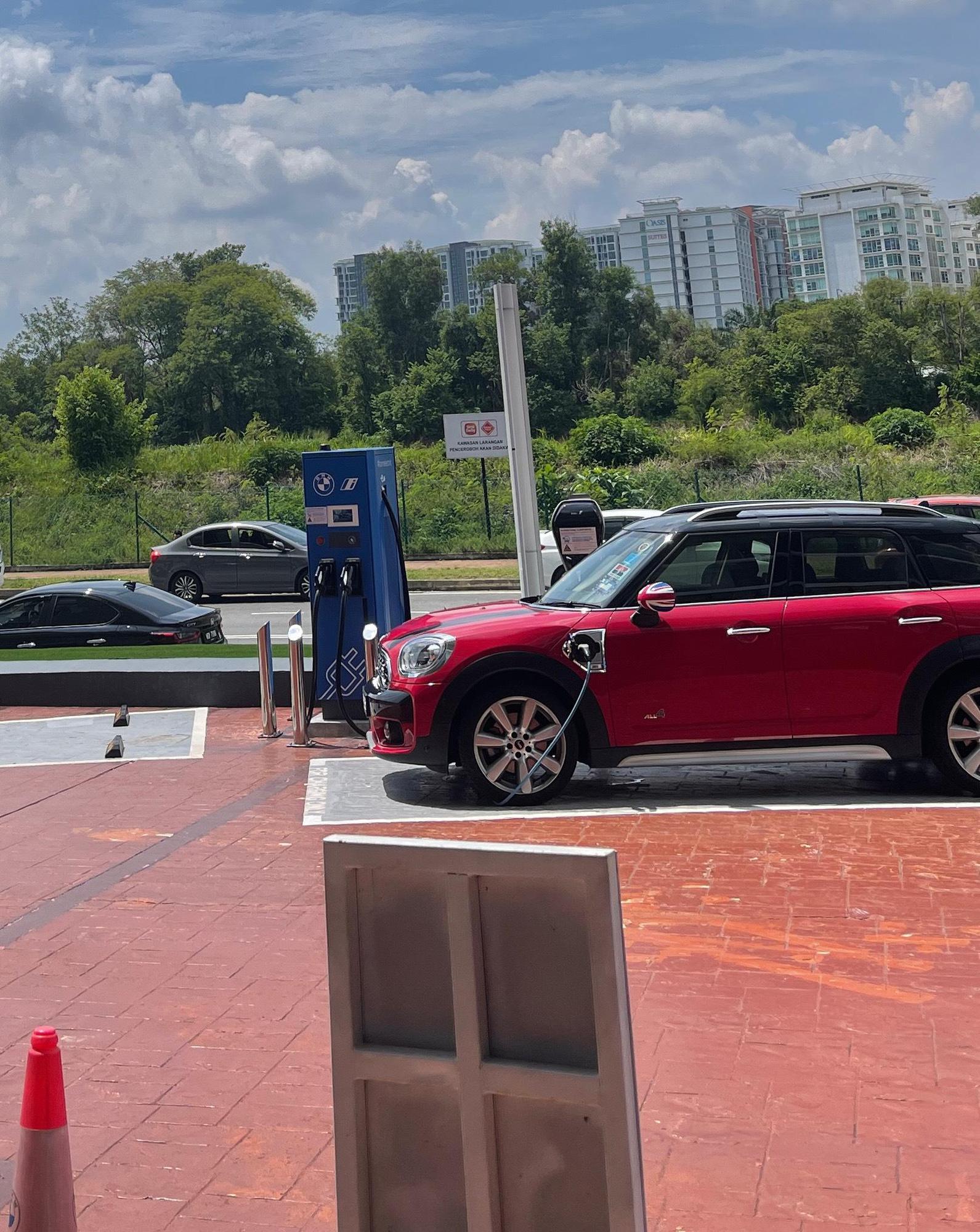 Auto Bavaria Ara Damansara (90 kW DC) | PJ, Selangor | EV Station