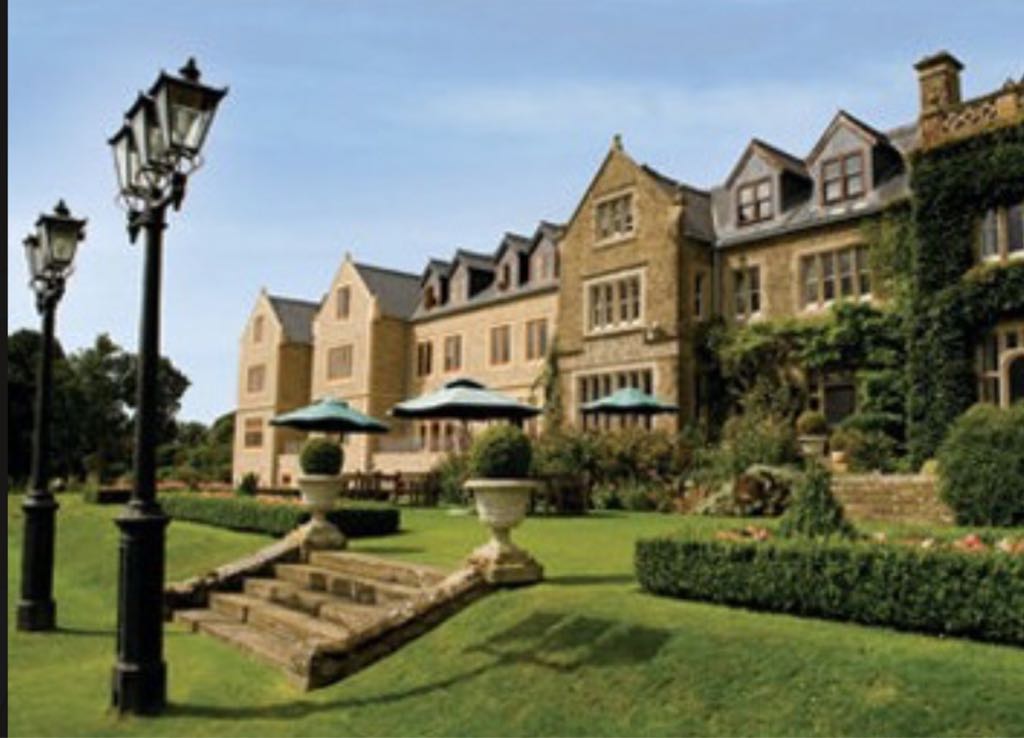 South Lodge Hotel Lower Beeding | Lower Beeding, England | EV Station