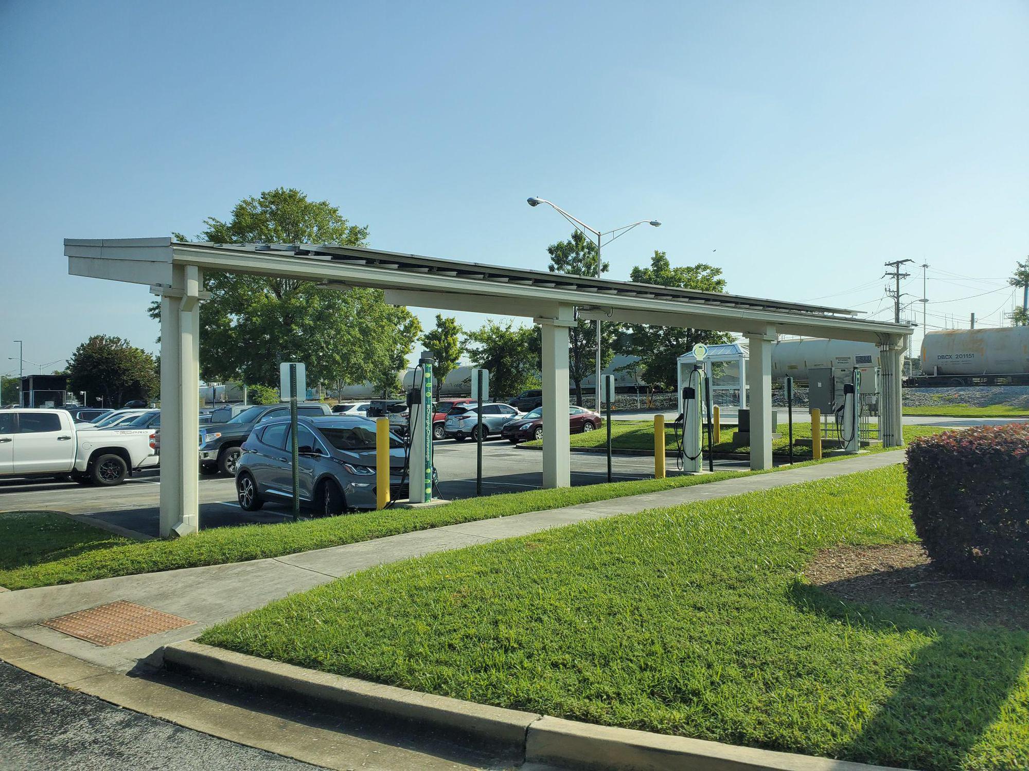 Chattanooga Airport (1) | Chattanooga, TN | EV Station
