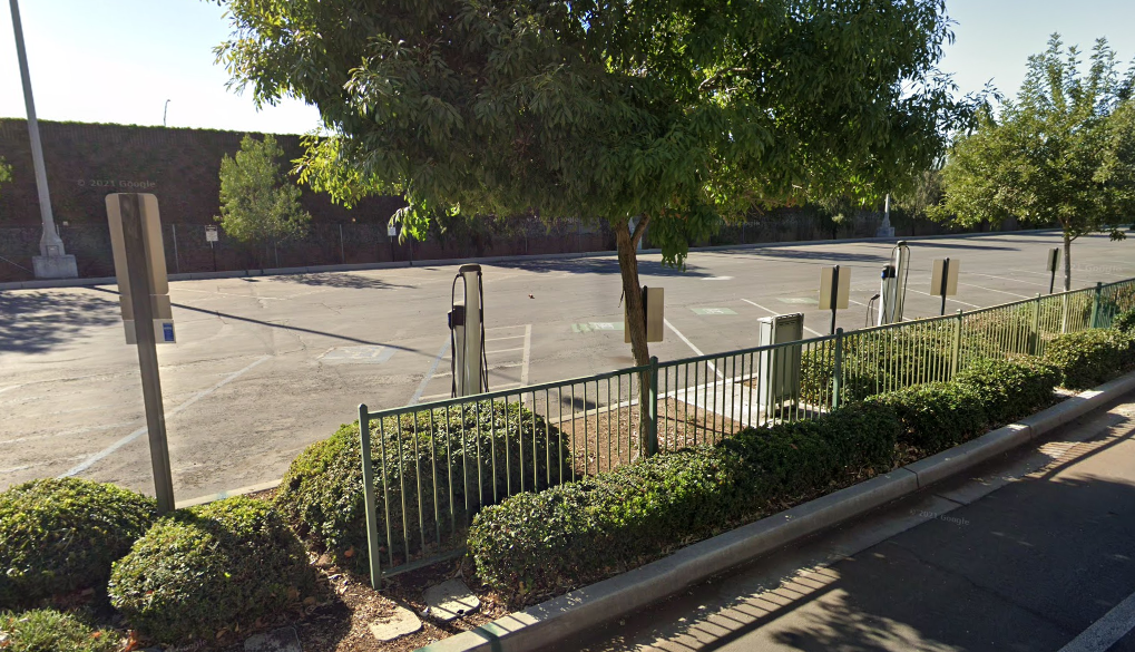 UC Riverside - Parking Lot 1 | Riverside, CA | EV Station