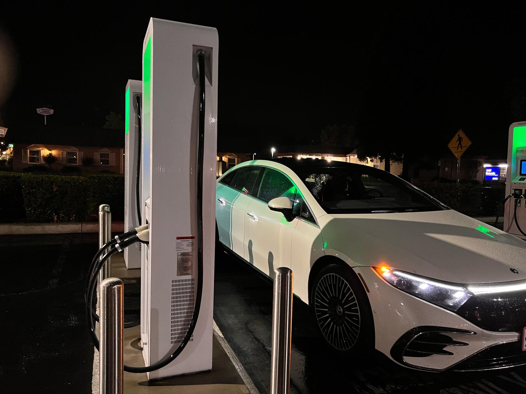 Safeway Anderson | Anderson, CA | EV Station