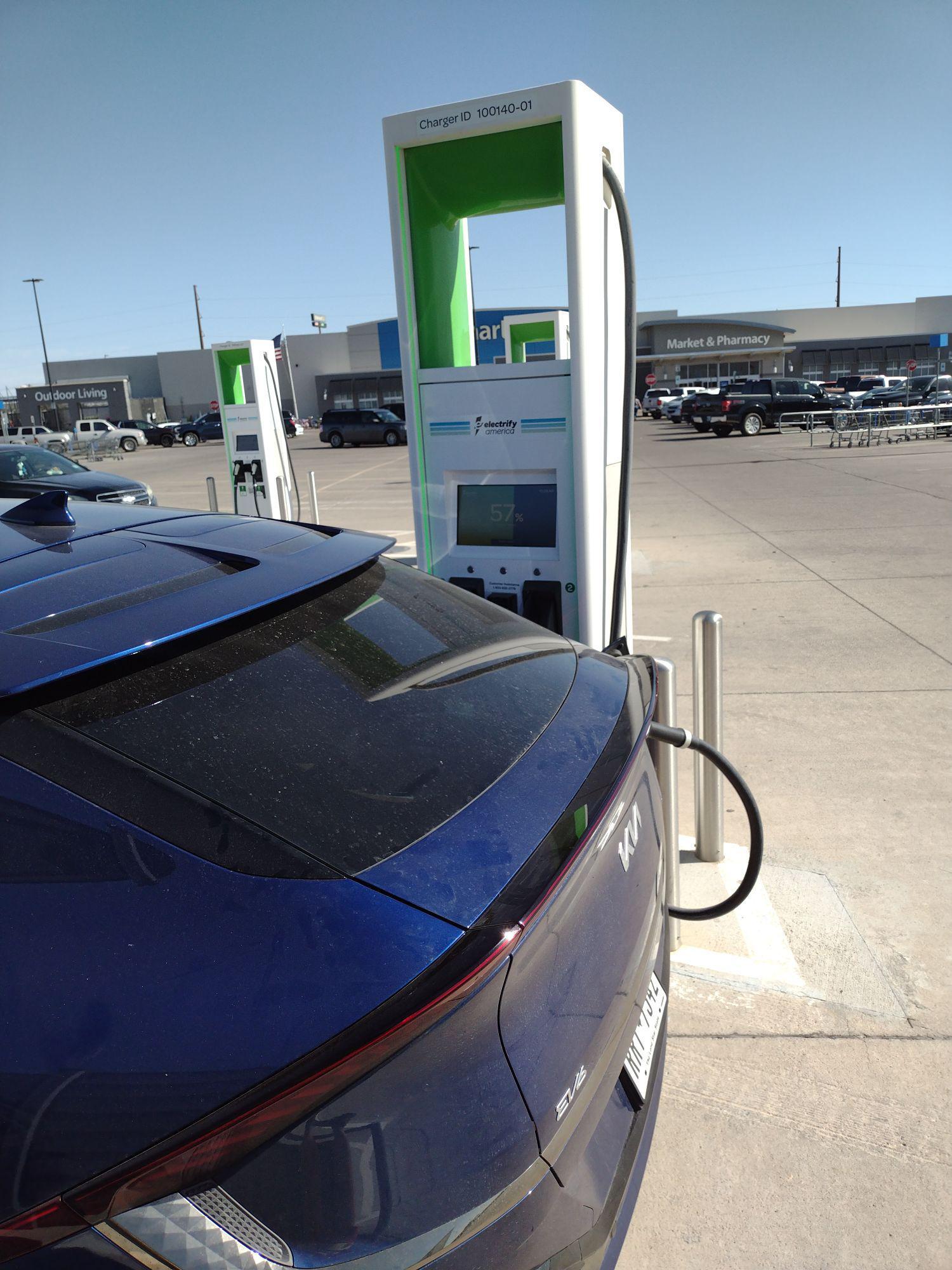 Walmart Supercenter | Fort Stockton, TX | EV Station