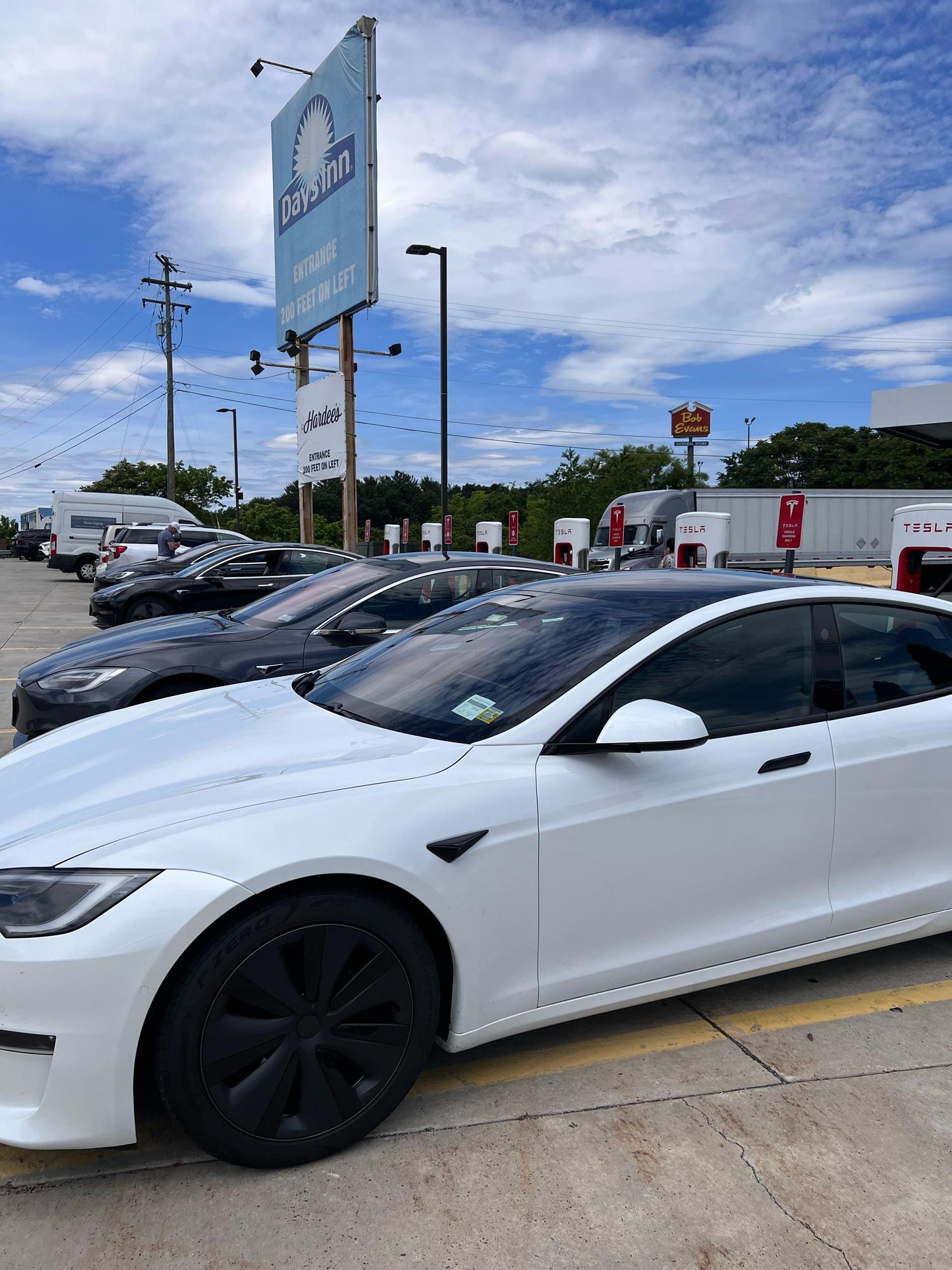 Sheetz | Breezewood, PA | EV Station