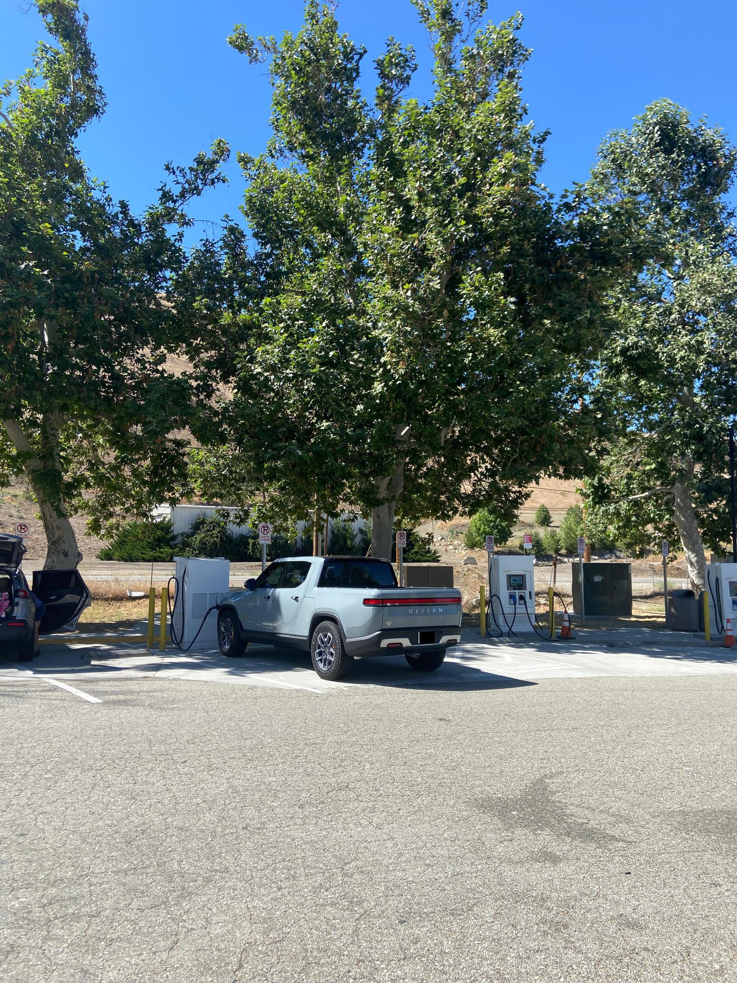 Tejon Pass Rest Area - Southbound | Lebec, CA | EV Station