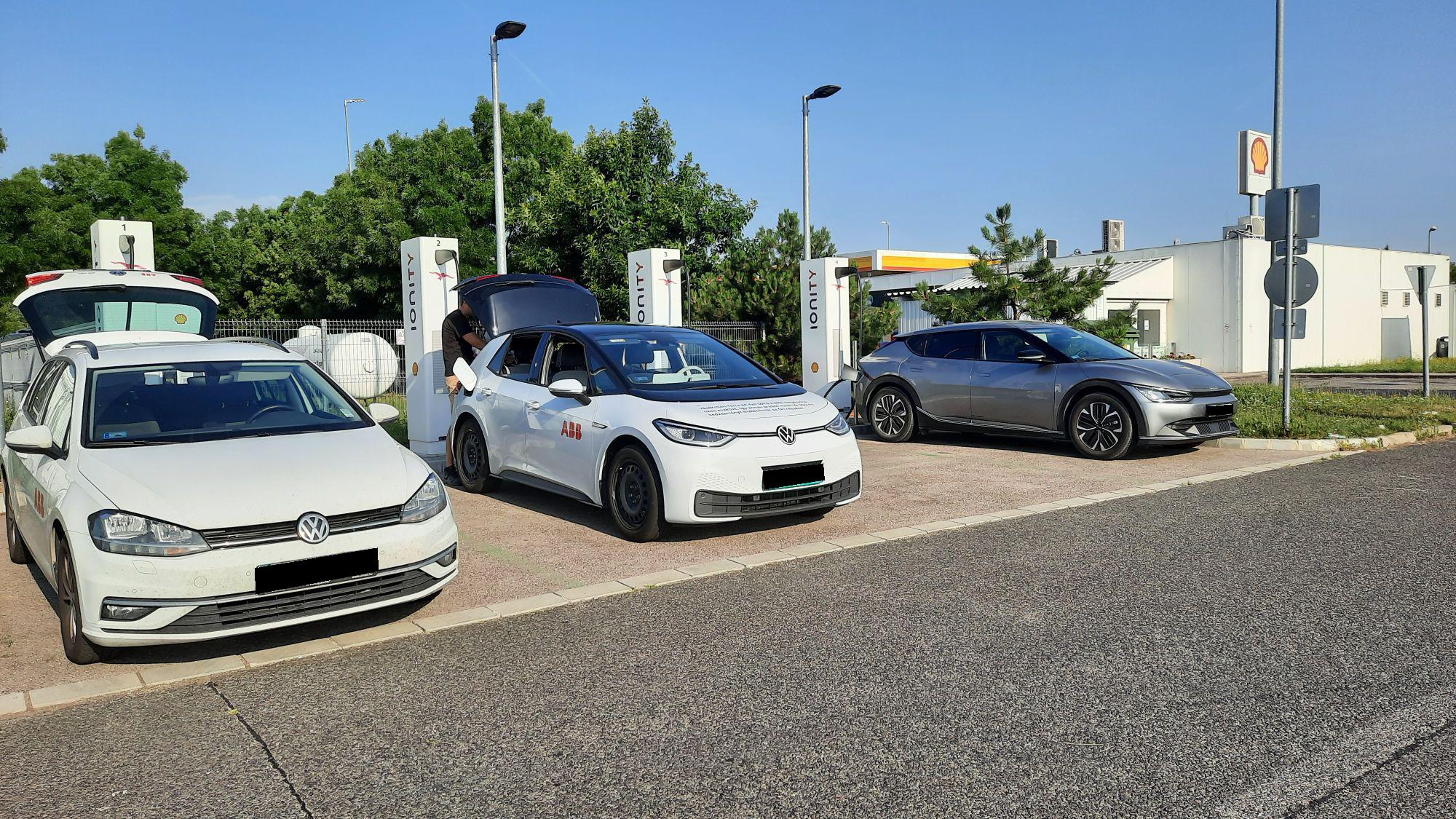 M7 Keresztúri Pihenőhely East (2) | M9MH+8P Balatonkeresztúr, Hungary ...