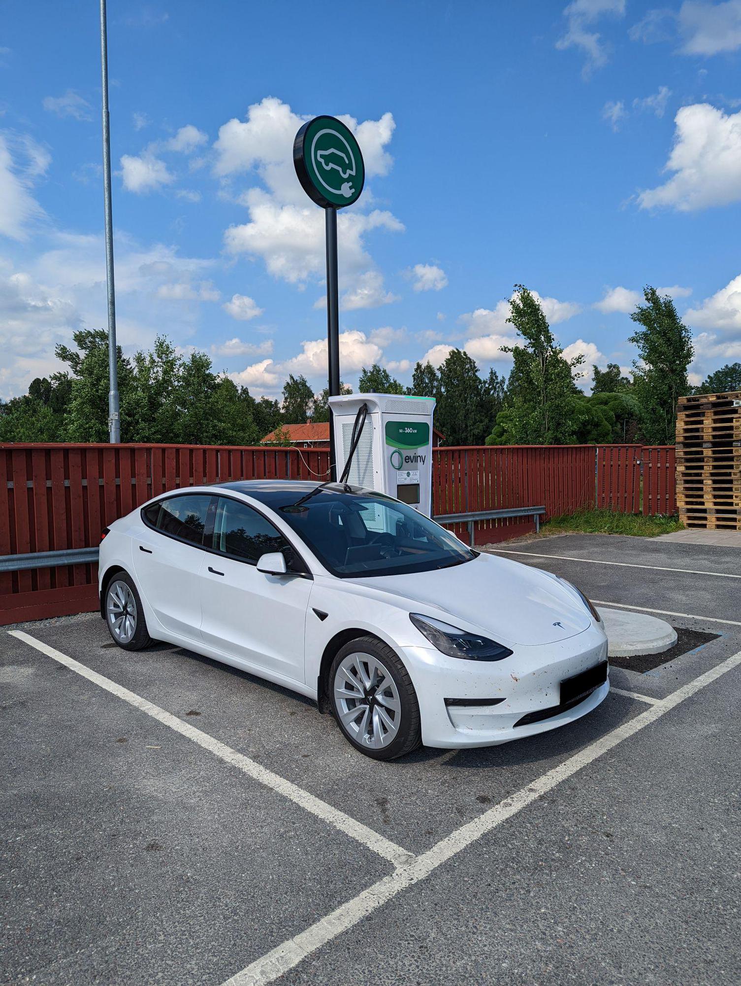 ICA Kvantum Sollefteå | Hågesta 66, 881 41 Sollefteå, Schweden | EV Station