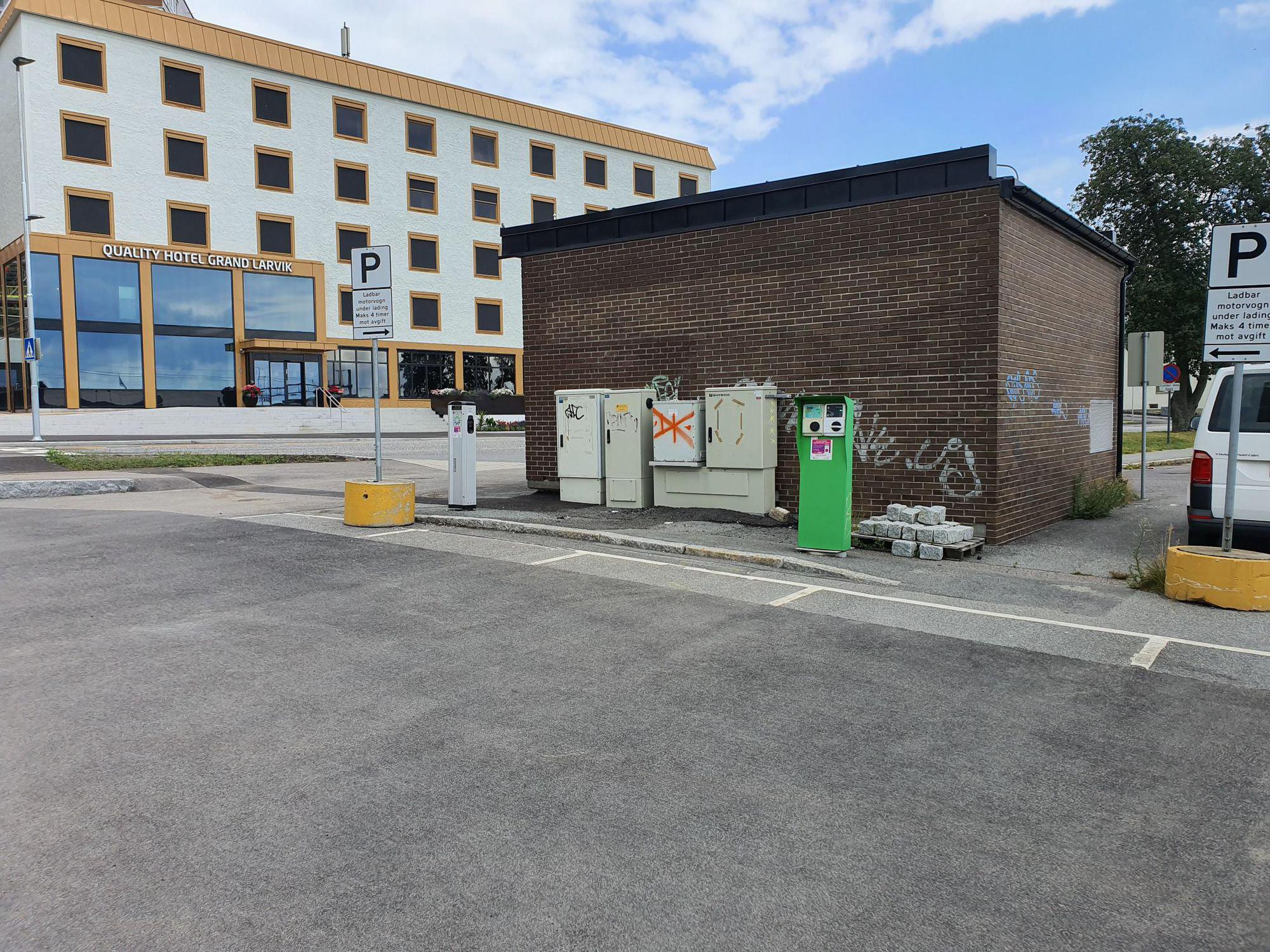 Larvik Stasjon | Larvik, Vestfold og Telemark | EV Station