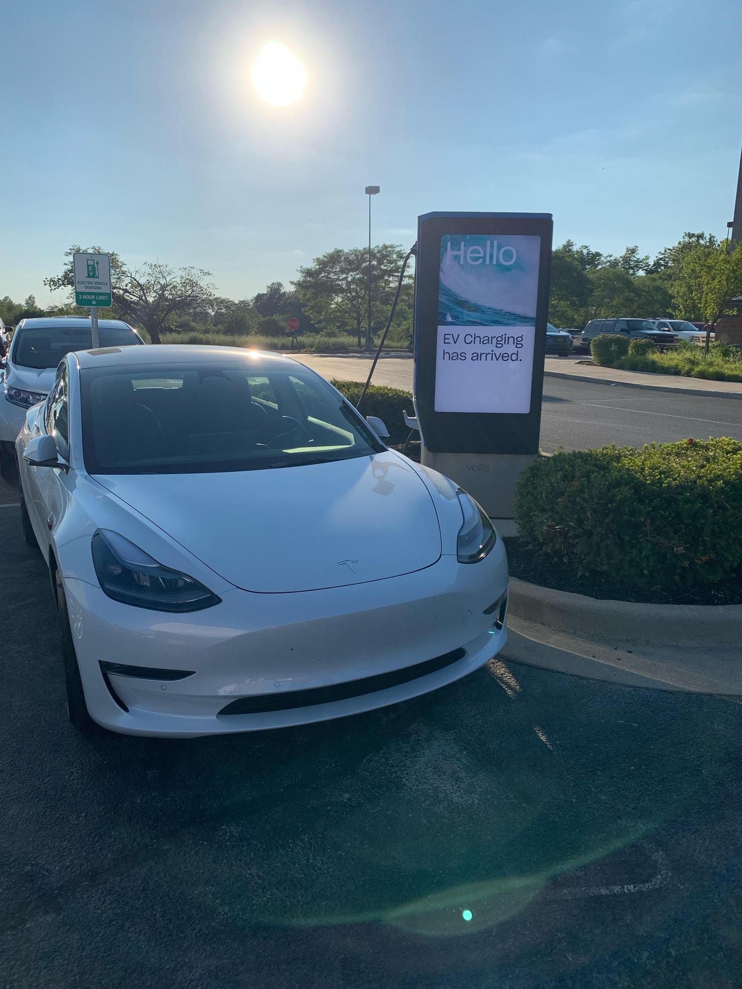 AMC Showplace Muncie 12 | Muncie, IN | EV Station