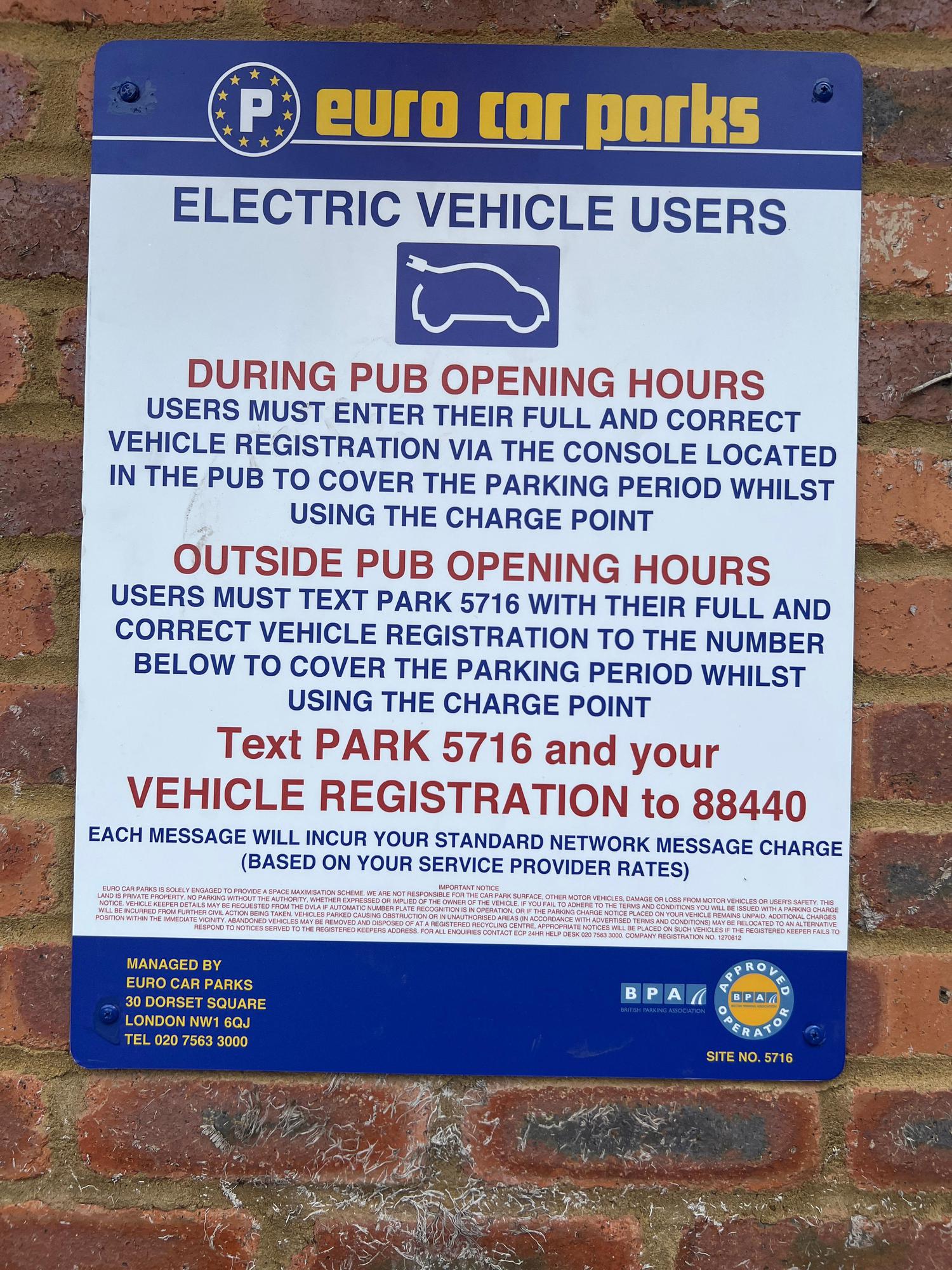 Harvester Flamstead | London Rd, Flamstead, St Albans AL3 8HT, United ...