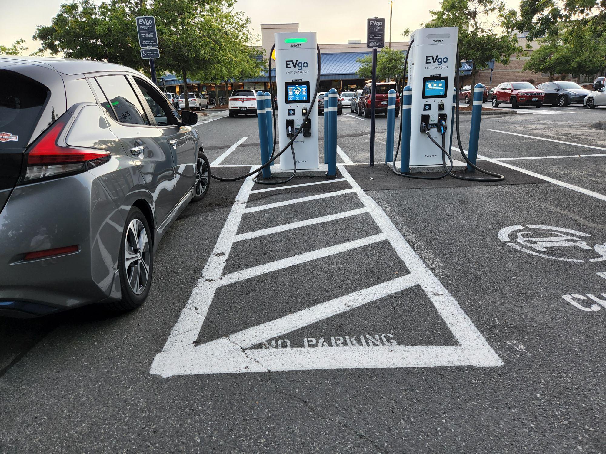 Northgate QFC | Seattle, WA | EV Station