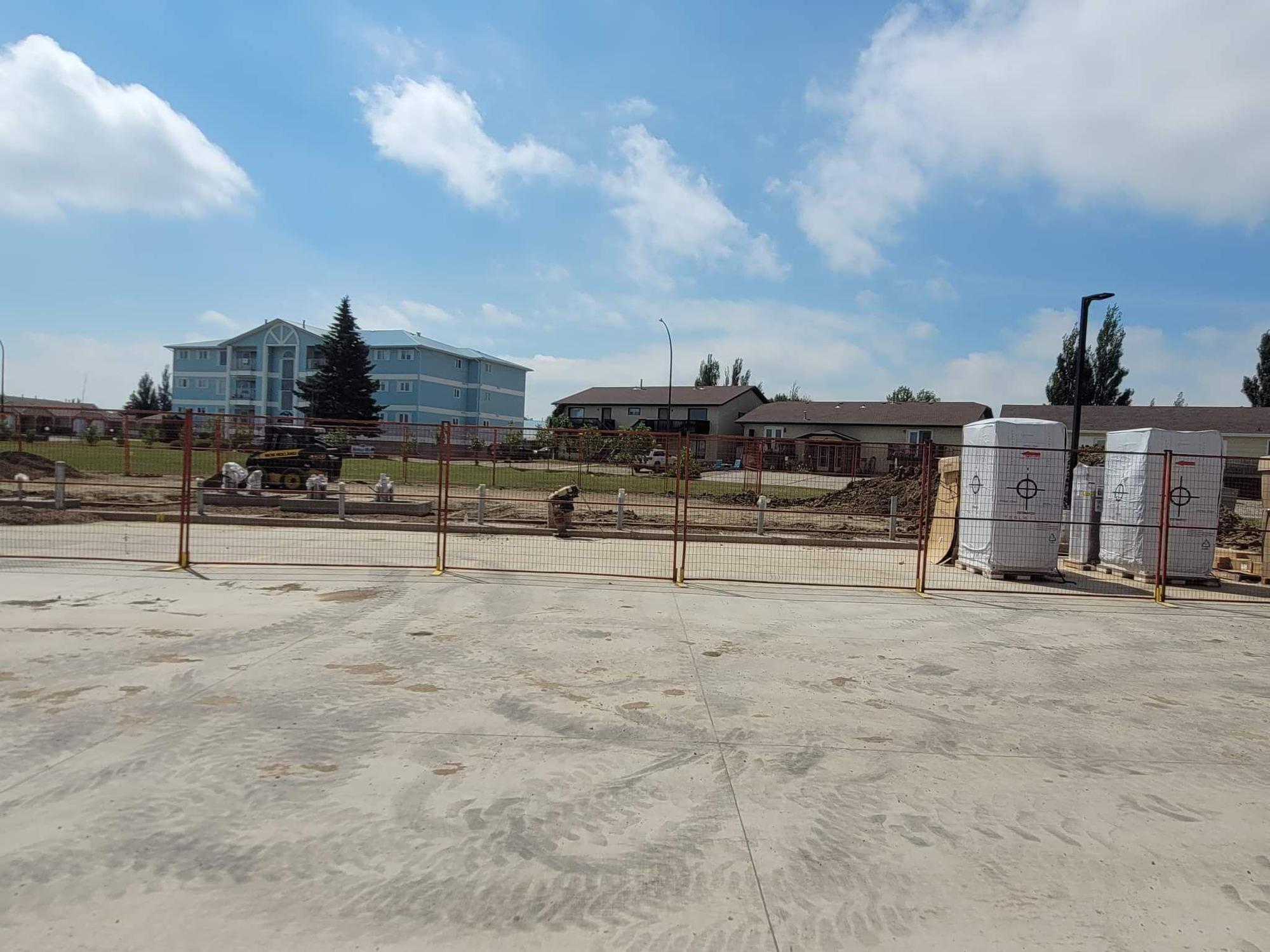 Market Mall (1) | Estevan, SK | EV Station