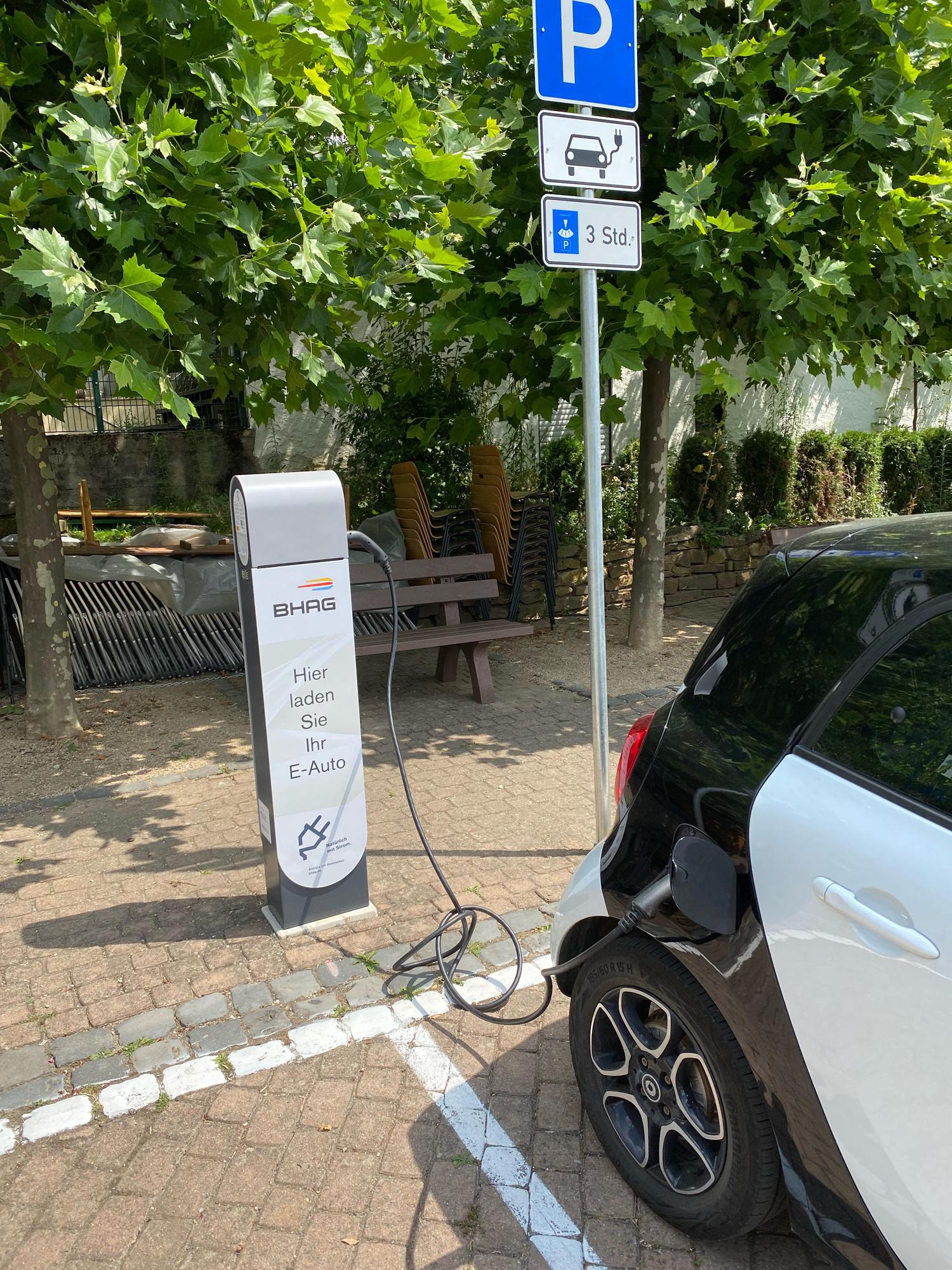 Compleo Charging Technologies GmbH | Bad Honnef, NRW | EV Station