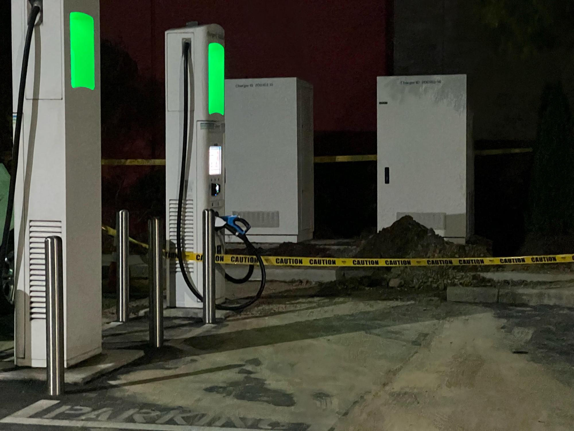 Target | Alameda, CA | EV Station