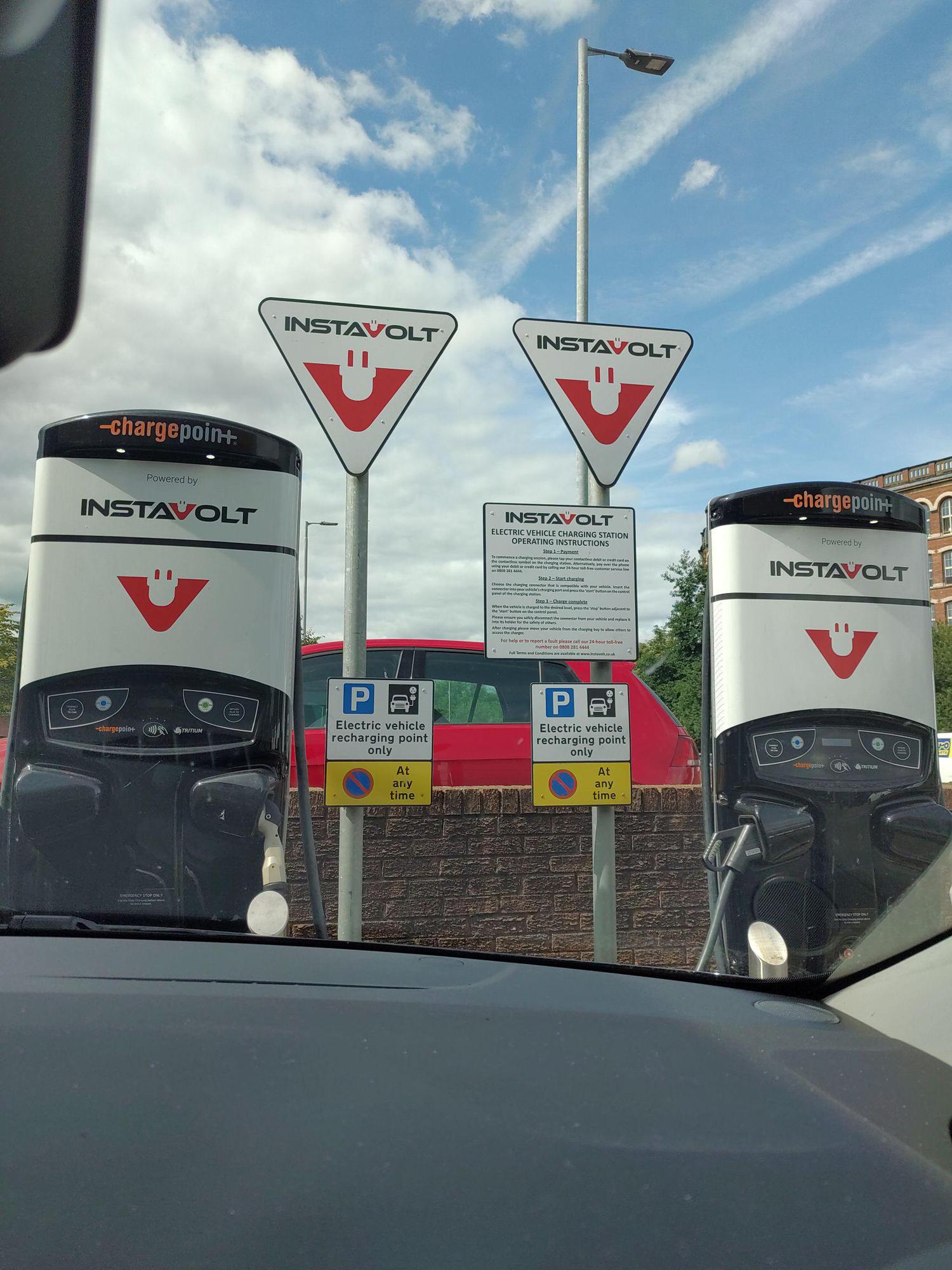 Shell Garage Paisley | Paisley, Scotland | EV Station