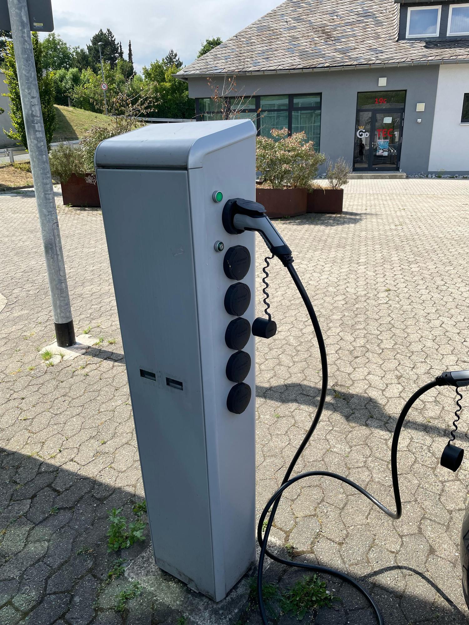 Inensus GmbH | GS, NDS | EV Station