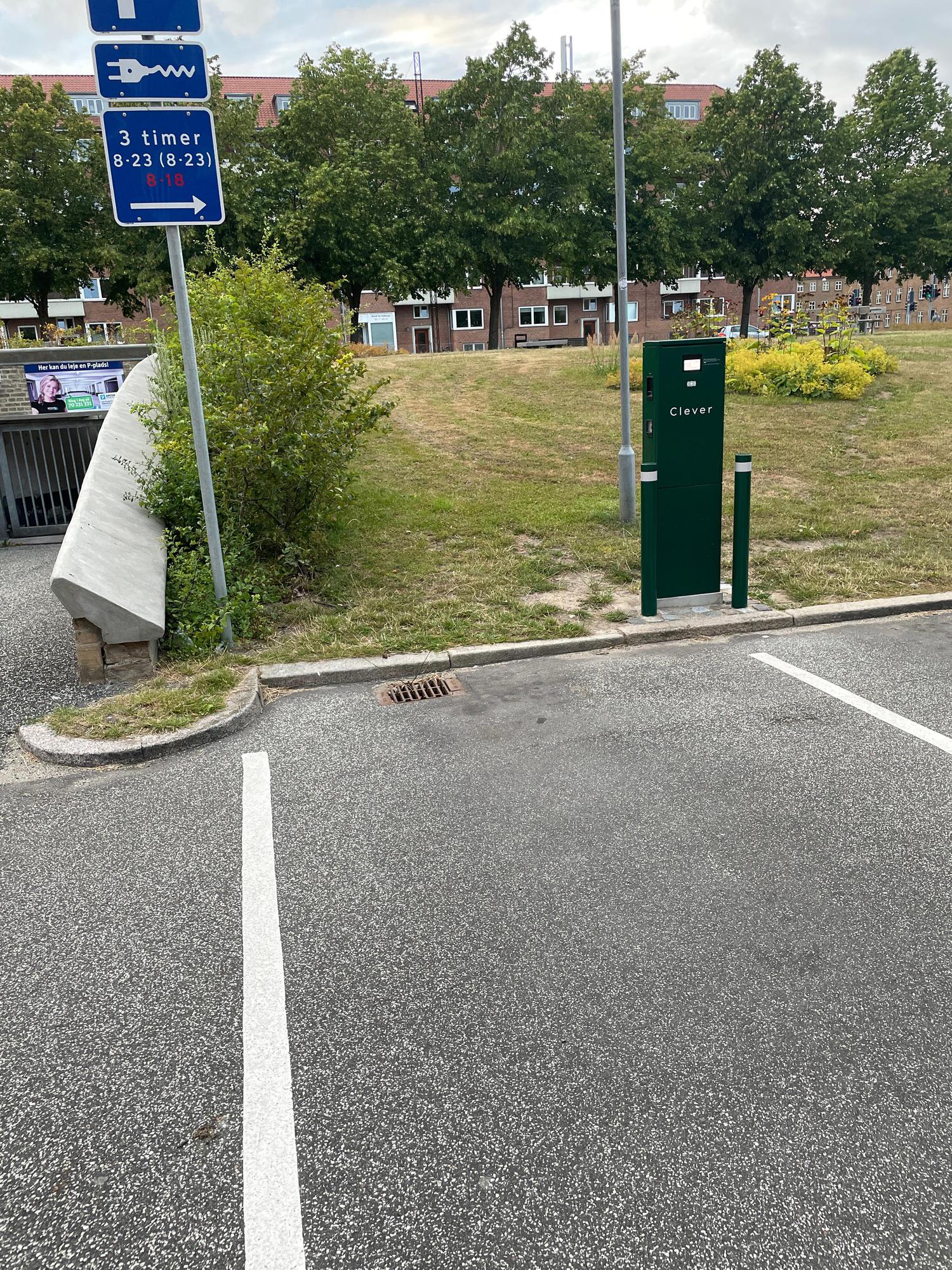 Clever Charger | 10 Harald Jensens Pl., Århus, 8000, DNK | EV Station