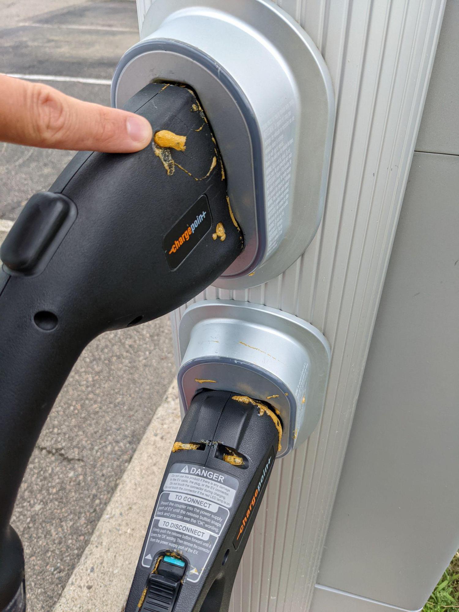 Hudson Valley Towne Center - Regal Fishkill | Fishkill, NY | EV Station