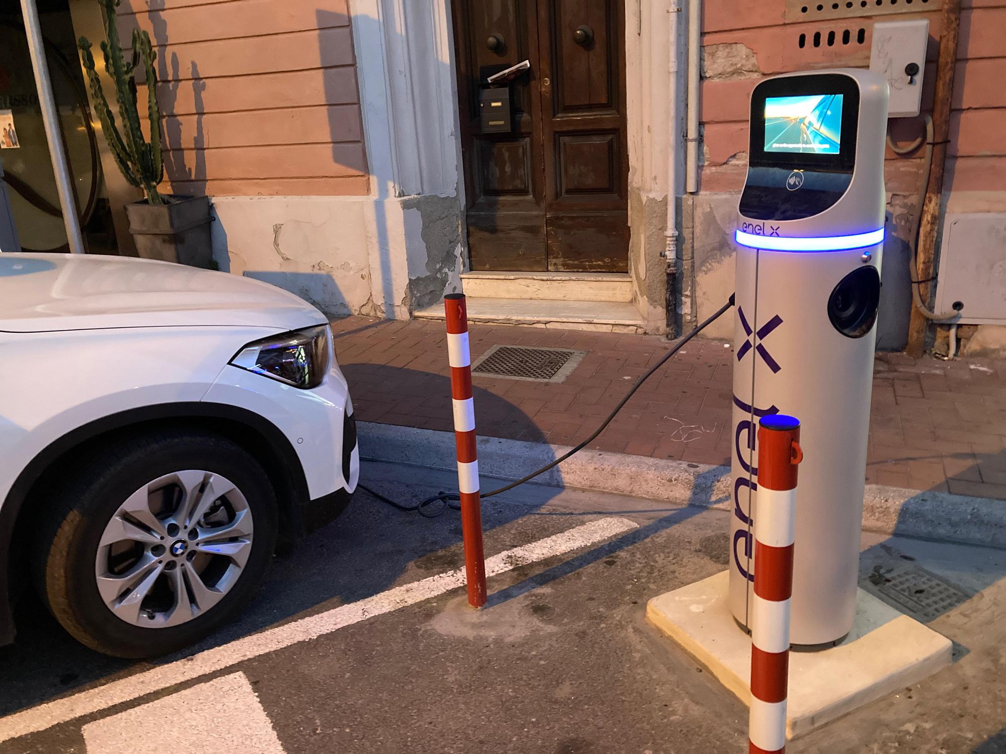 Enel X Way Italia | Piombino, Toscana | EV Station