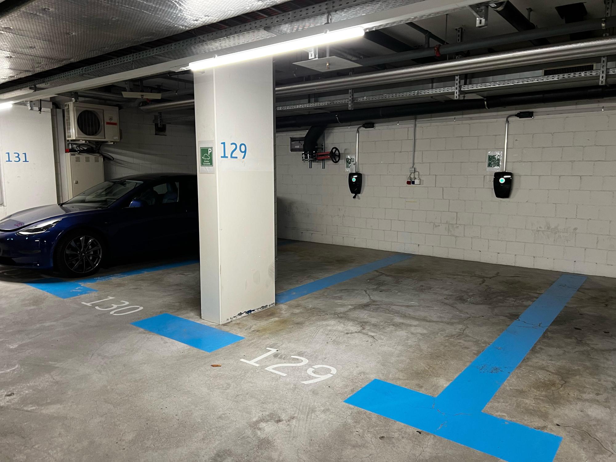 Radisson Blu | Luzern, LU | EV Station