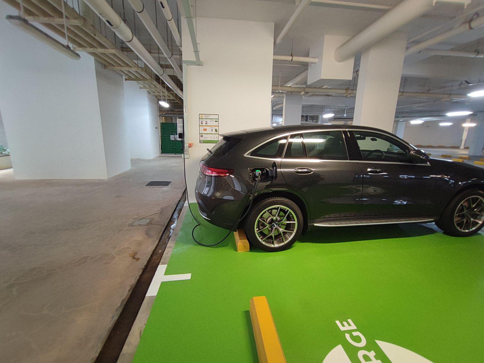 Hedges Park Solacharge | 89 Flora Dr, Singapore | EV Station