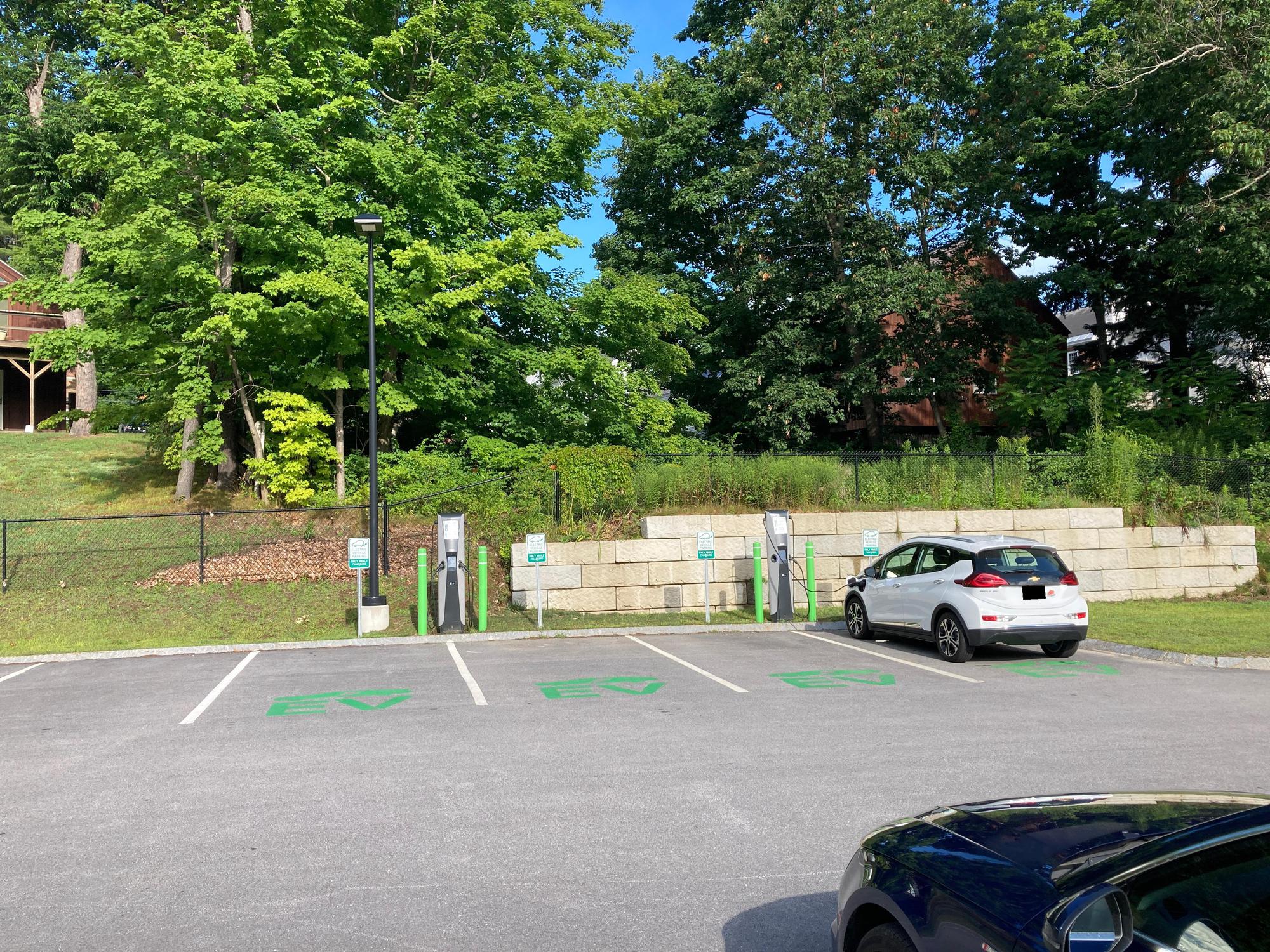 Peterborough Riverwalk Parking Lot | Peterborough, NH | EV Station