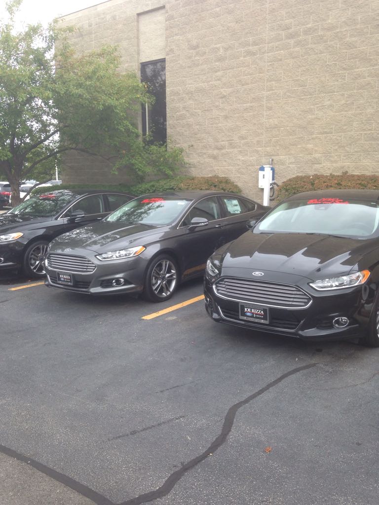 Joe Rizza Ford of Orland Park | Orland Park, IL | EV Station