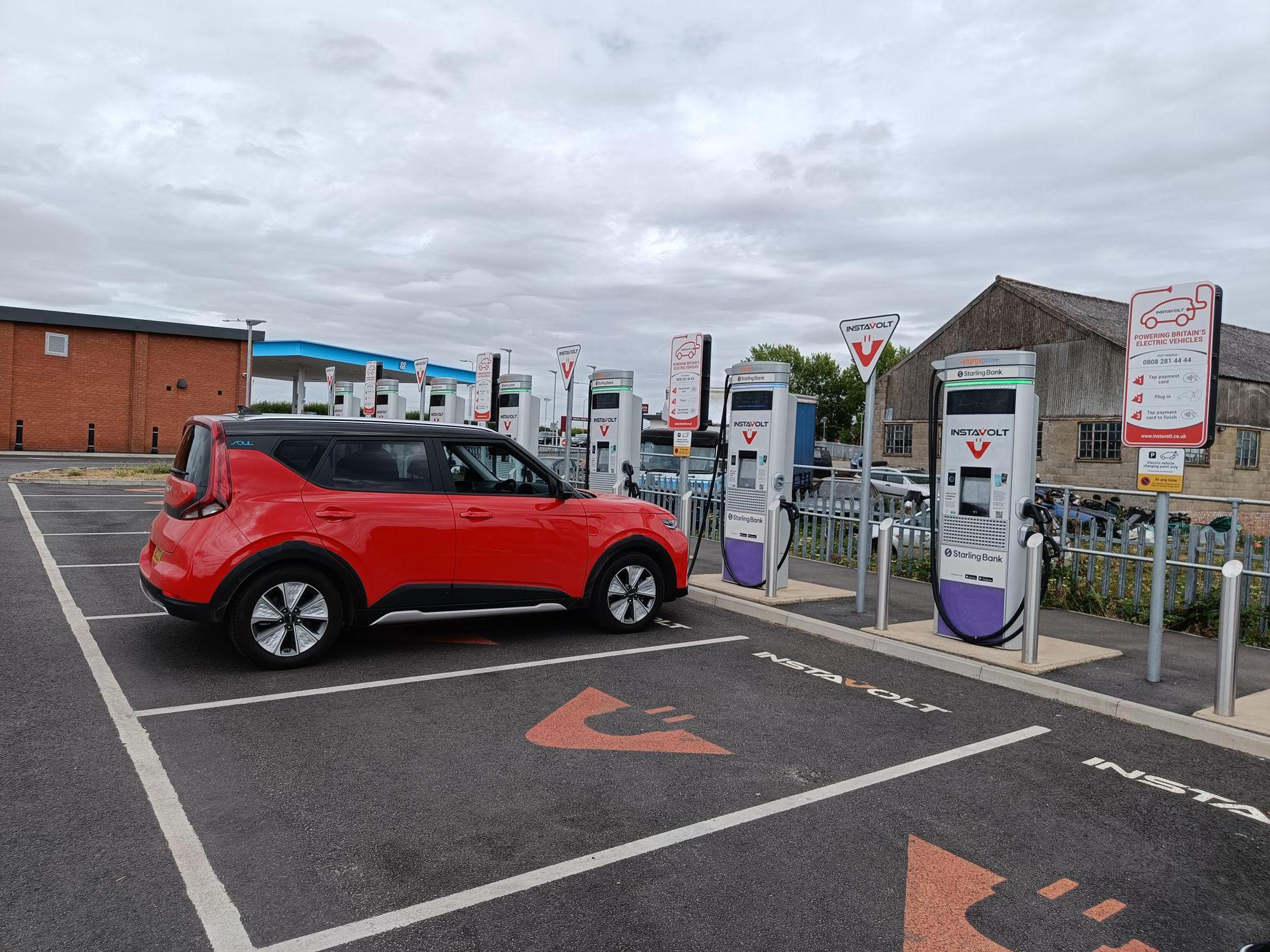Tuns Lane Co-op Garage & Costa Drive Thru - A47 | Necton, England | EV Station