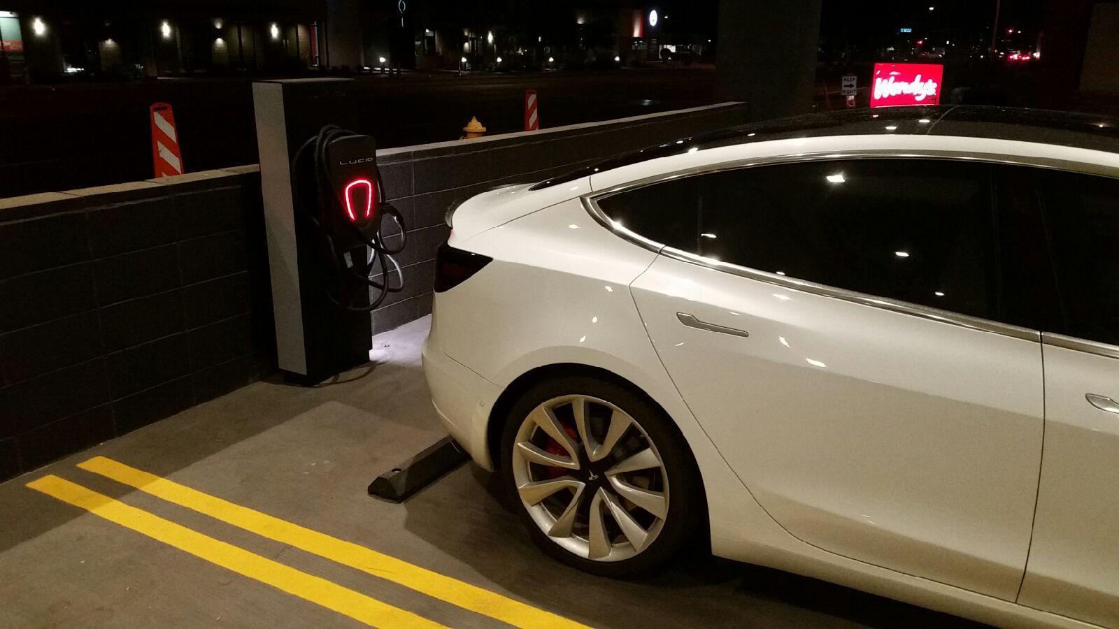 Lucid Service Center | Scottsdale, AZ | EV Station