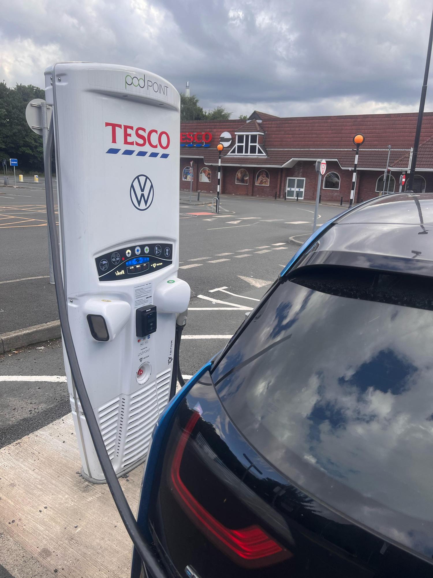 Tesco Superstore - Roundhay | 361 Roundhay Rd, Leeds, LS8 4BU, United ...