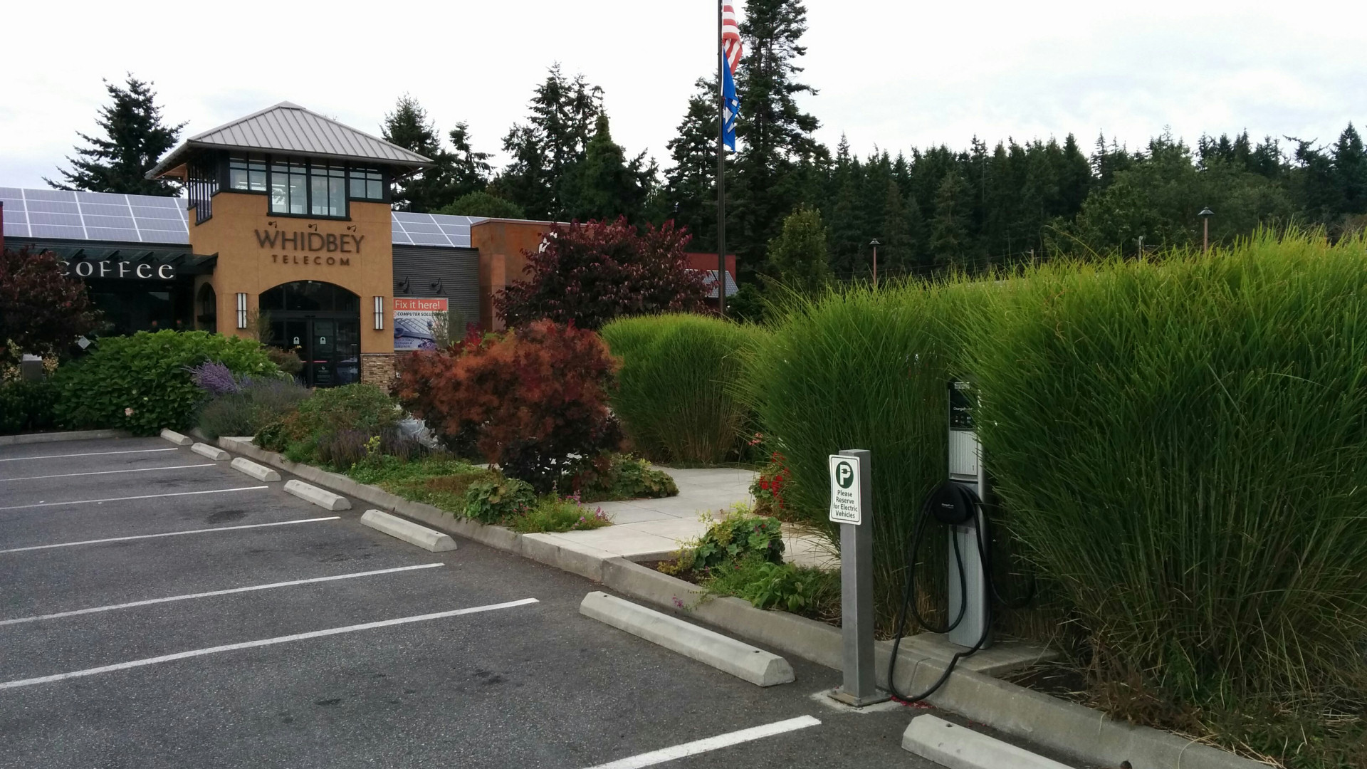 Whidbey Telecom | Freeland, WA | EV Station