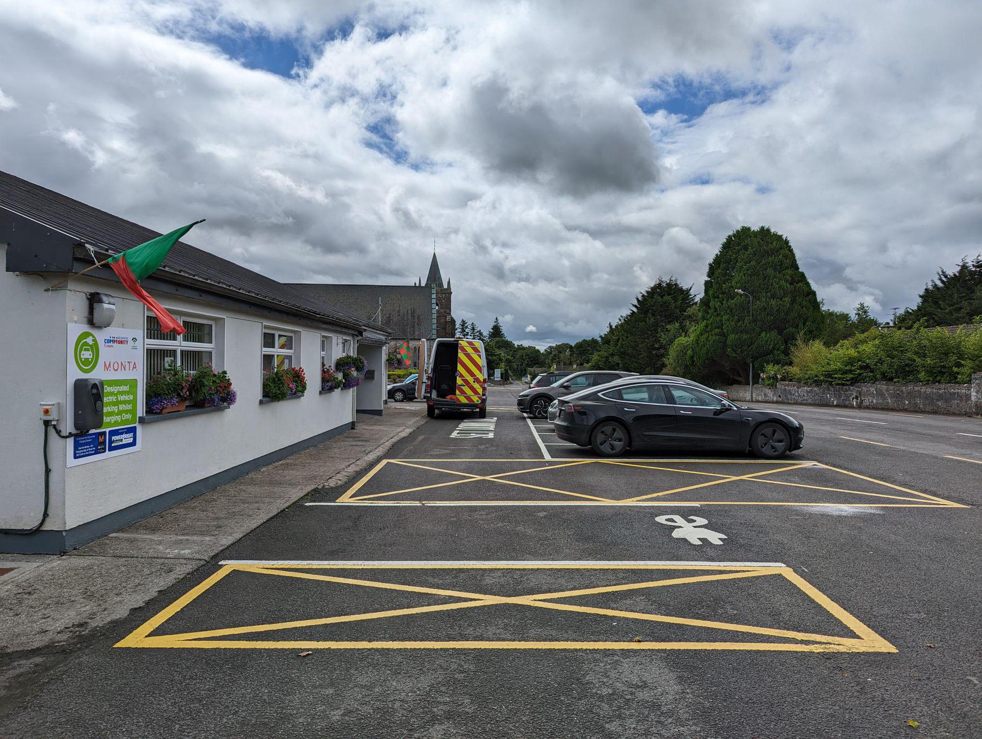 Kilmovee Community Centre | Ballaghaderreen, MO | EV Station