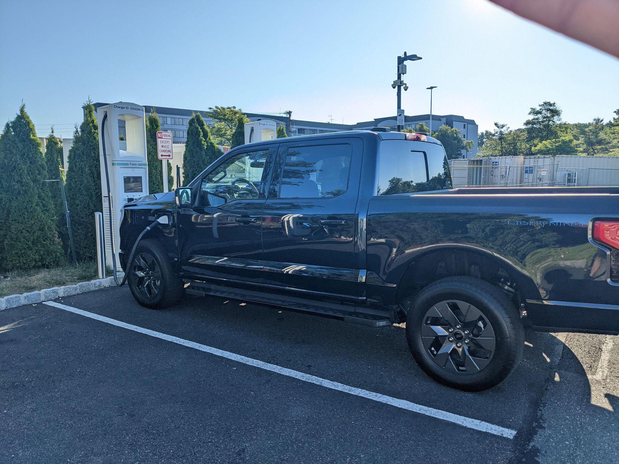 Target | Fairfield, NJ | EV Station