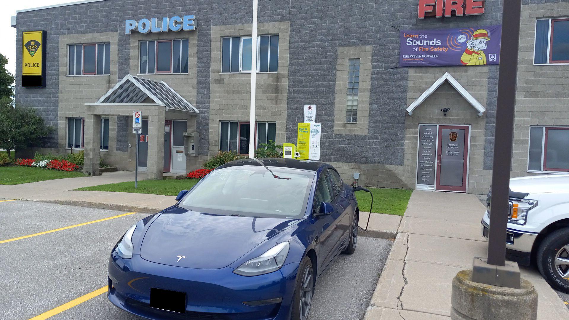 Carleton Place Police Station | Carleton Place, ON | EV Station
