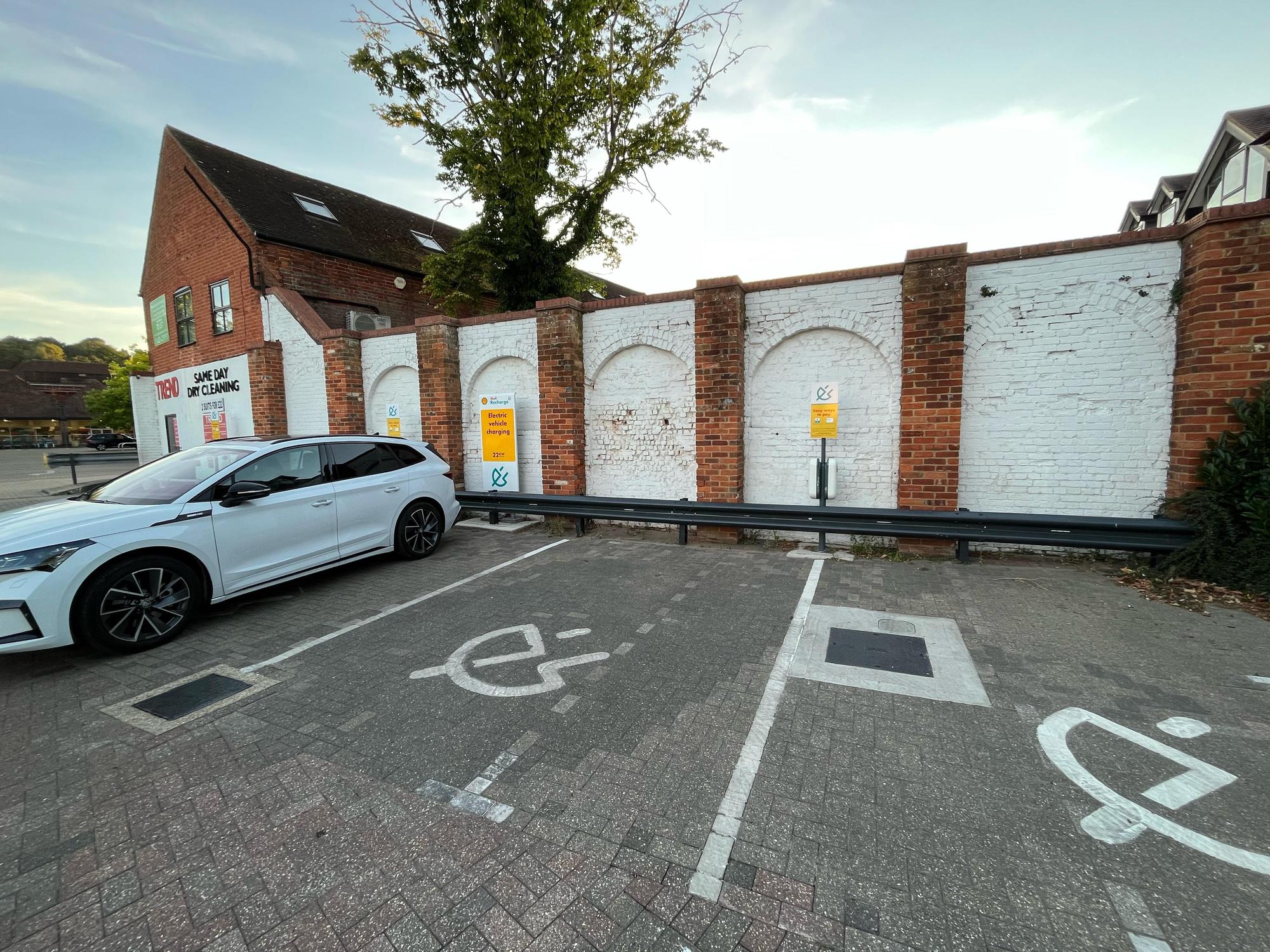 Waitrose Godalming Car Park | Bridge Street, Godalming, GU7 1HY, UK ...
