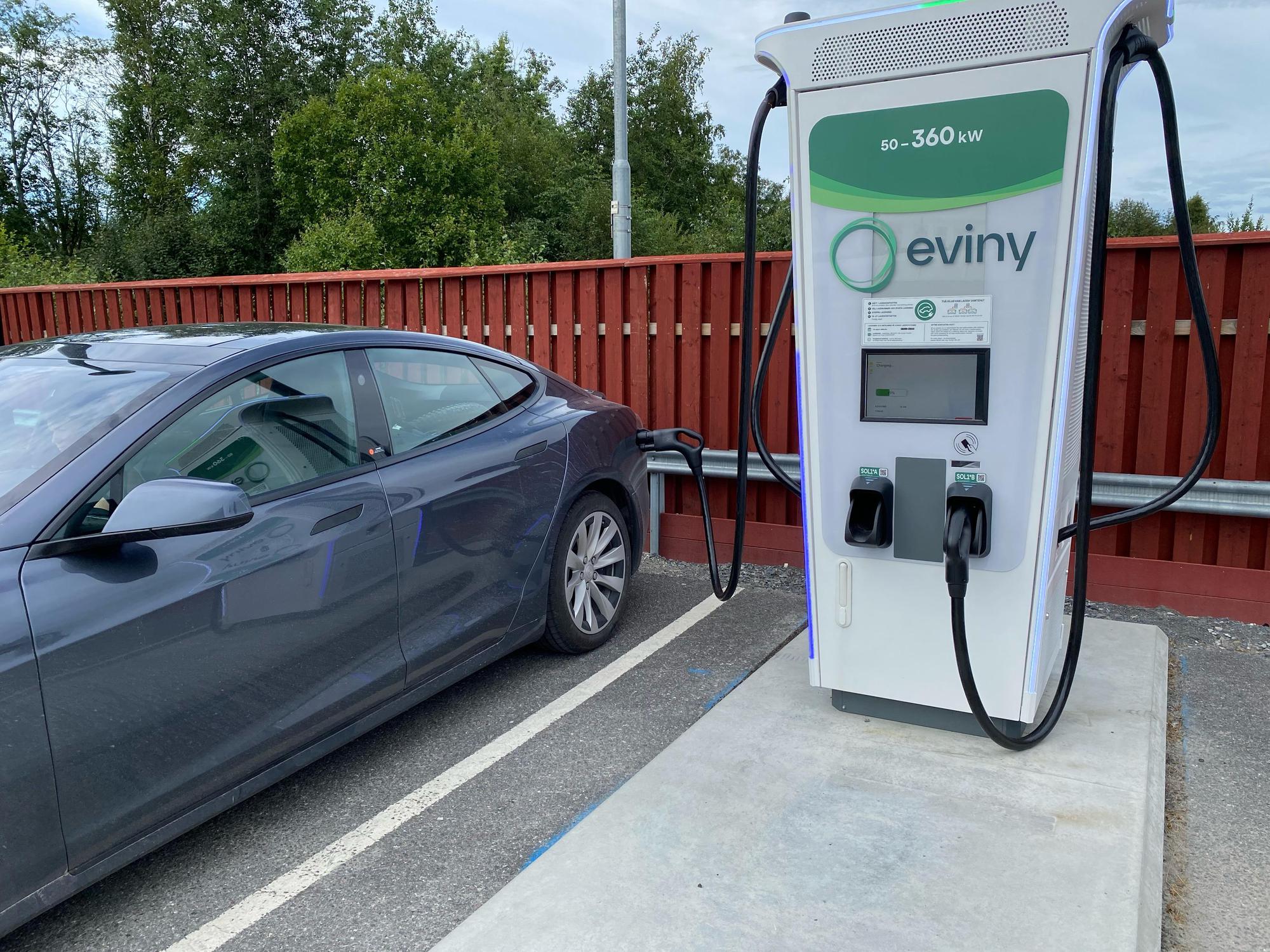 ICA Kvantum Sollefteå | Hågesta 66, 881 41 Sollefteå, Schweden | EV Station