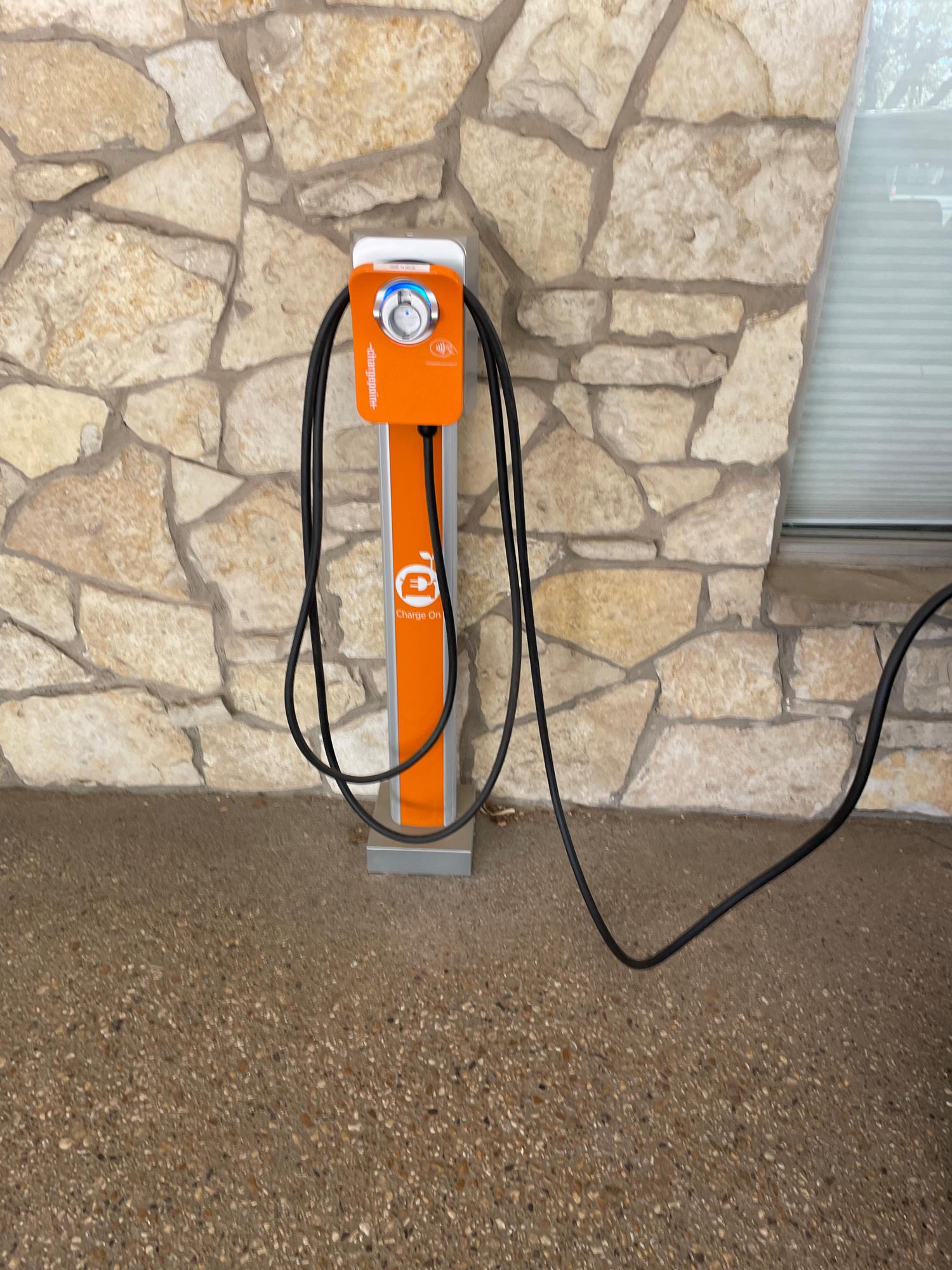 Freeman Hyundai | Irving, TX | EV Station
