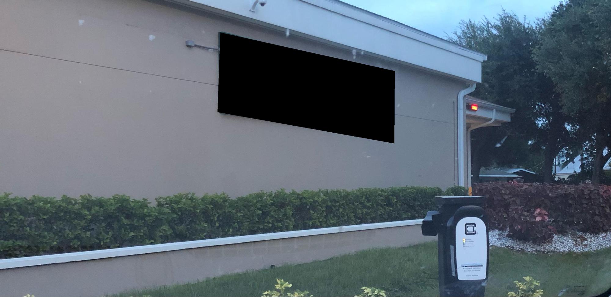 Bay First Bank | Tampa, FL | EV Station