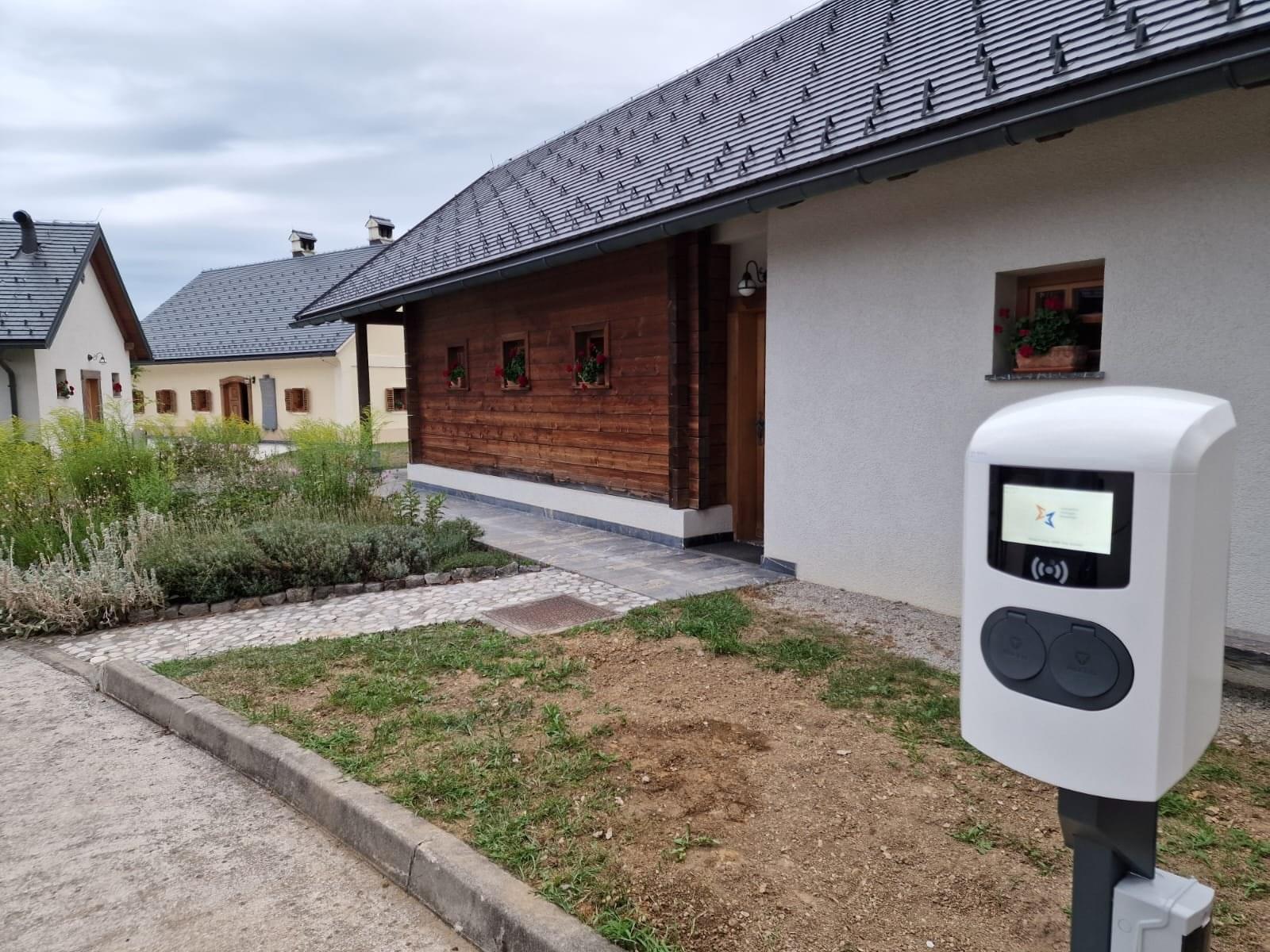 Posestvo Pule / Pule Estate | Drečji Vrh 16, 8231 Trebelno, Slovenia ...