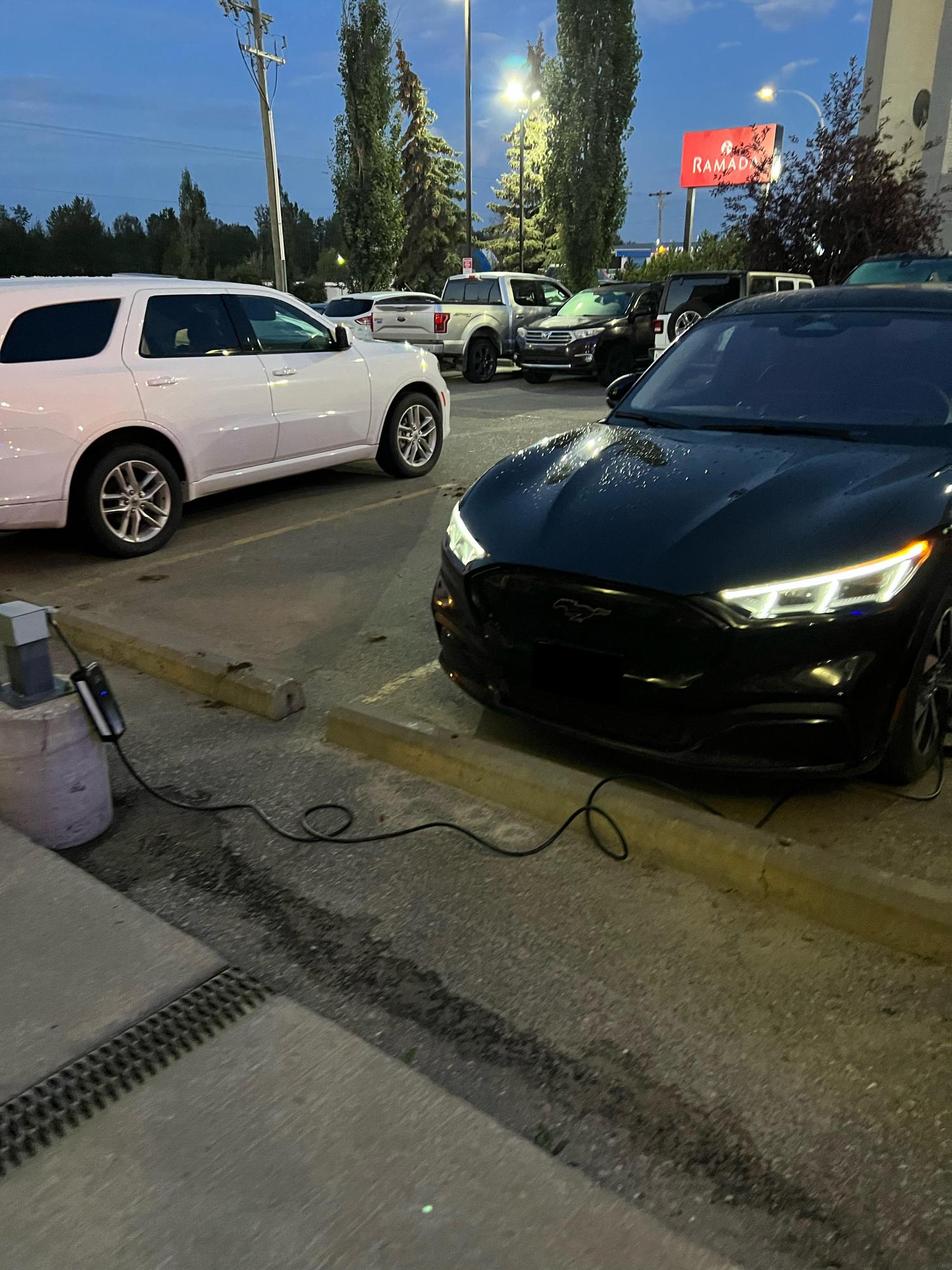 Holiday Inn Express & Suites Edson | Edson, AB | EV Station