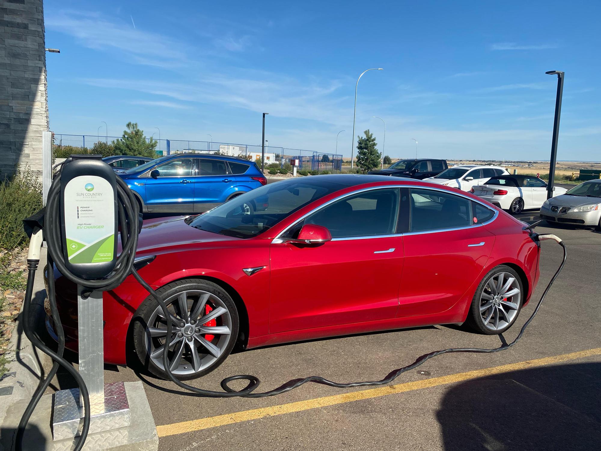 Best Western Premier Medicine Hat | Medicine Hat, AB | EV Station