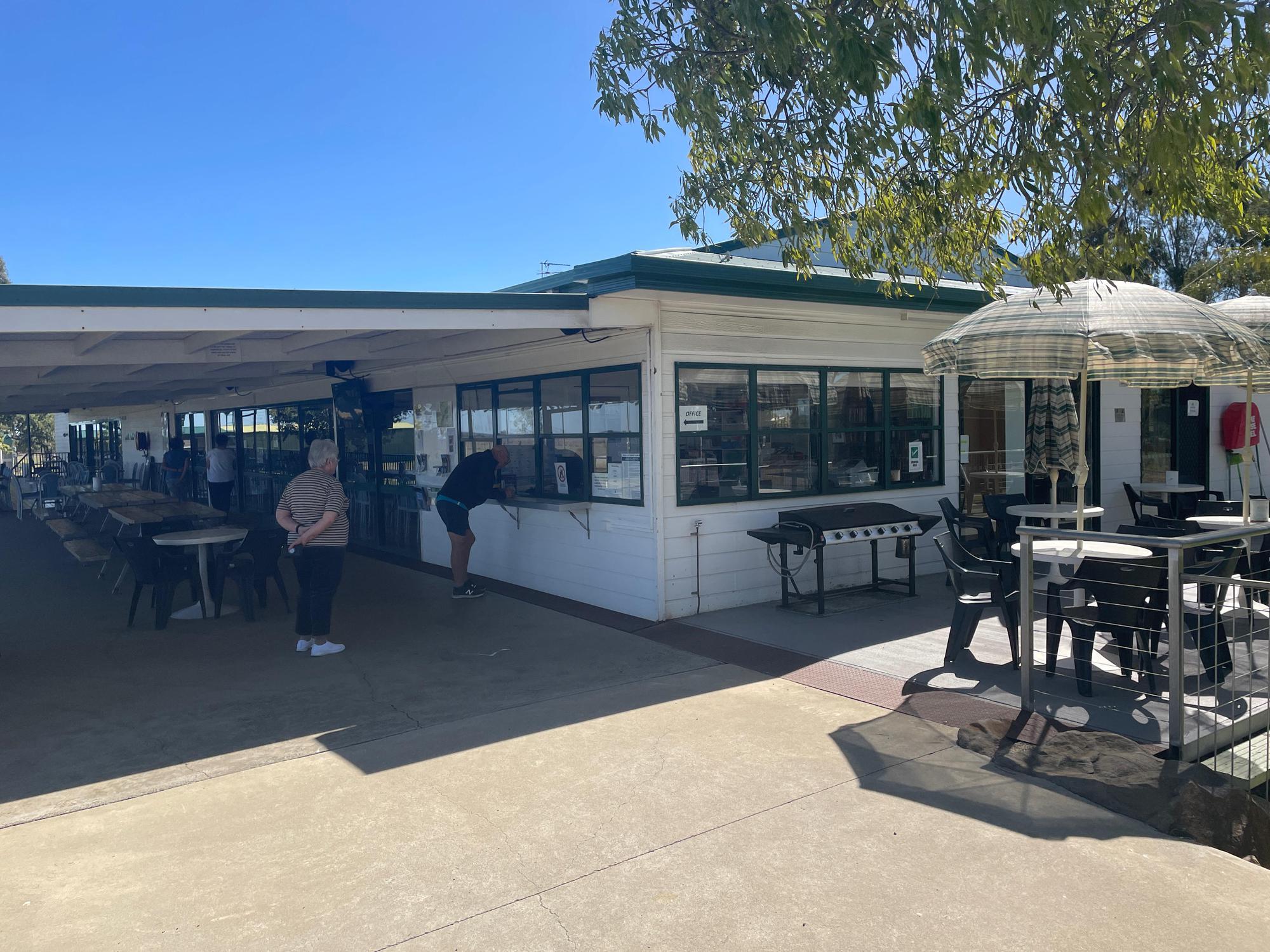 Roma Gun Club Caravan and Camping | Roma, QLD | EV Station