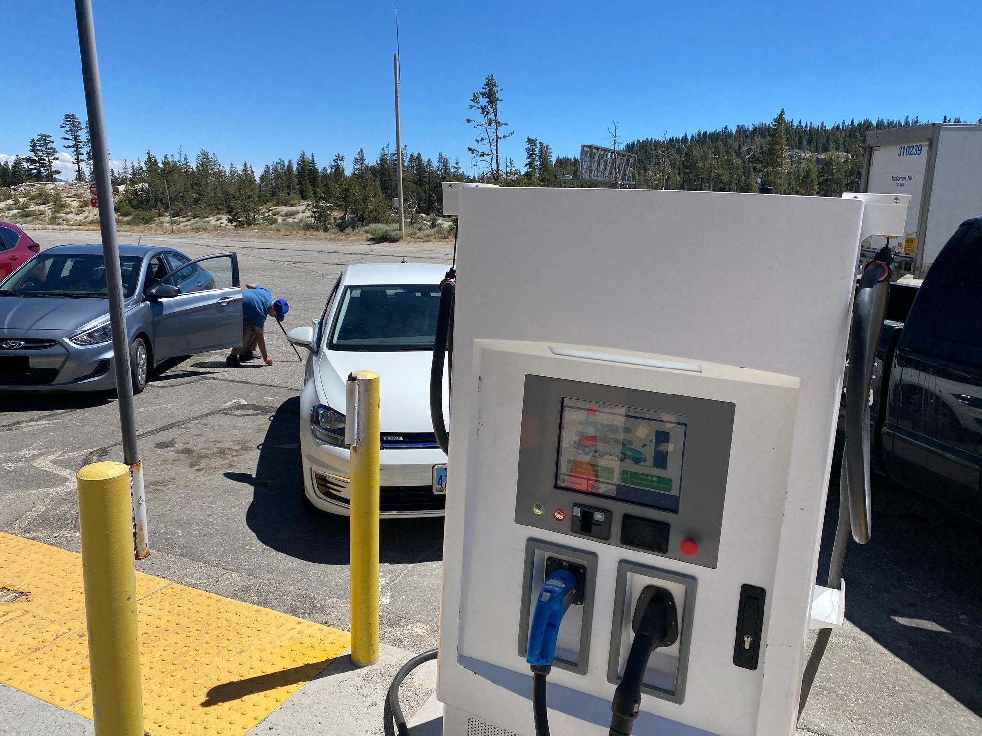 Donner Summit Rest Area - Westbound | Truckee, CA | EV Station