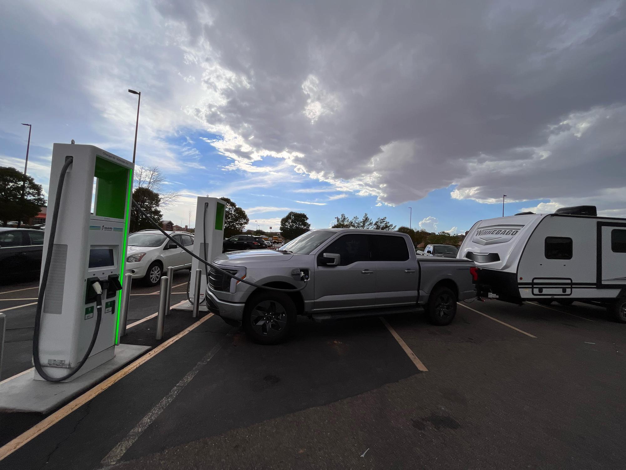 Walmart Supercenter | Washington, UT | EV Station