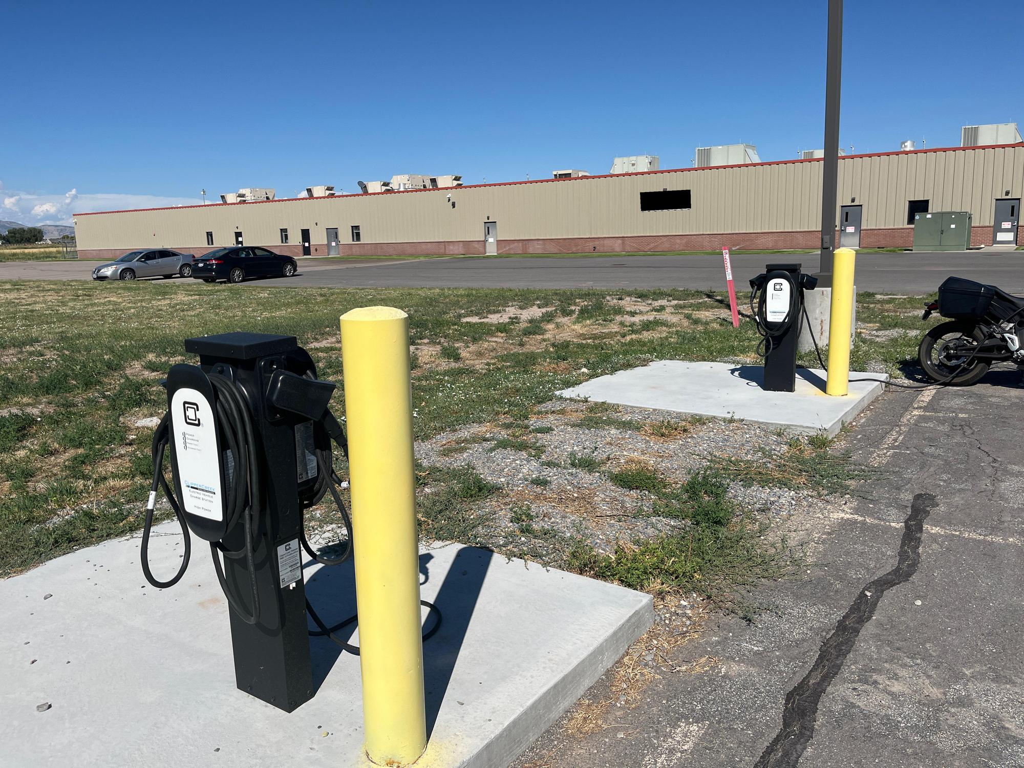 Autoliv Parking Lot | Tremonton, UT | EV Station