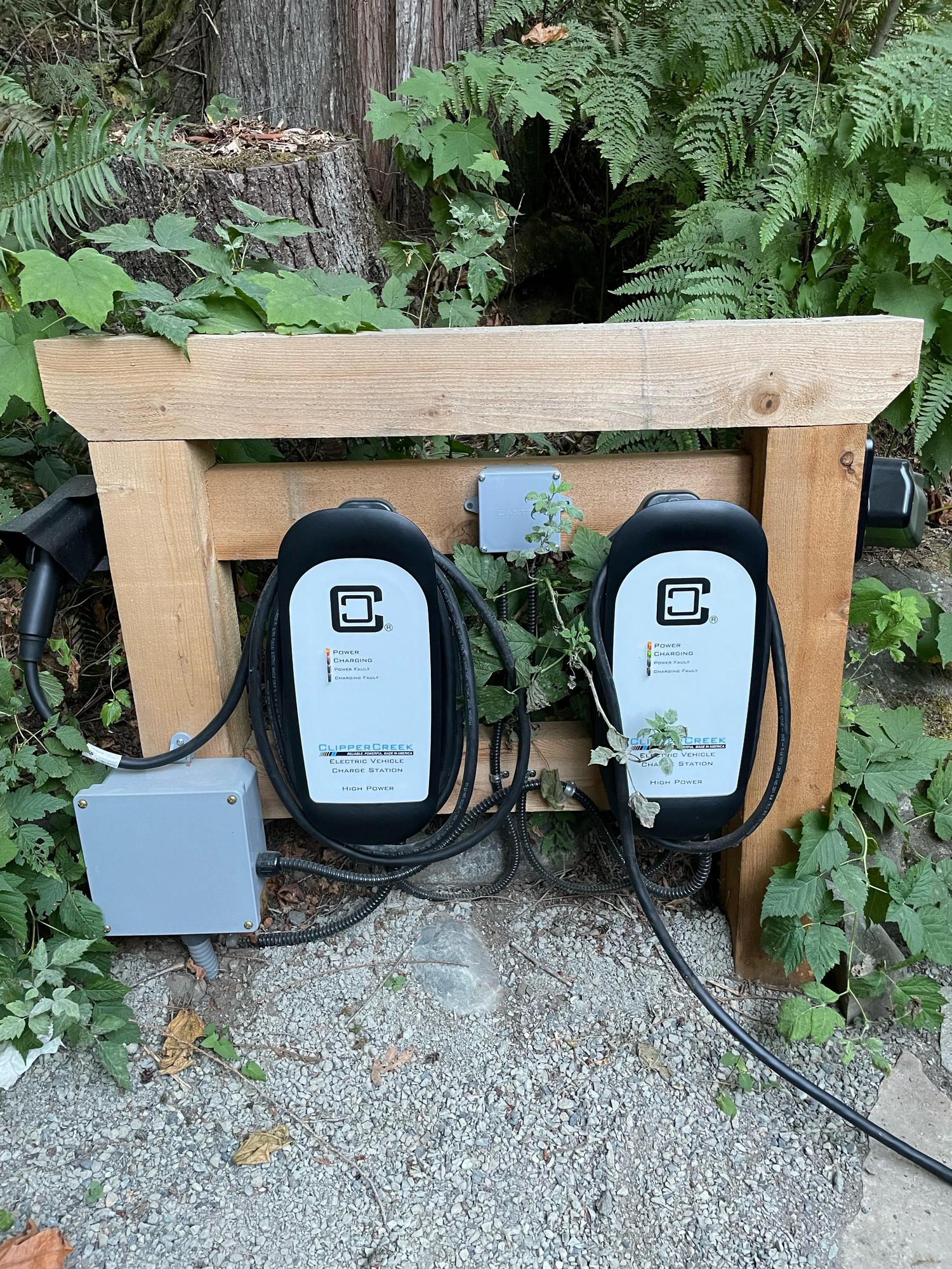 Treehouse Point | Issaquah, WA | EV Station