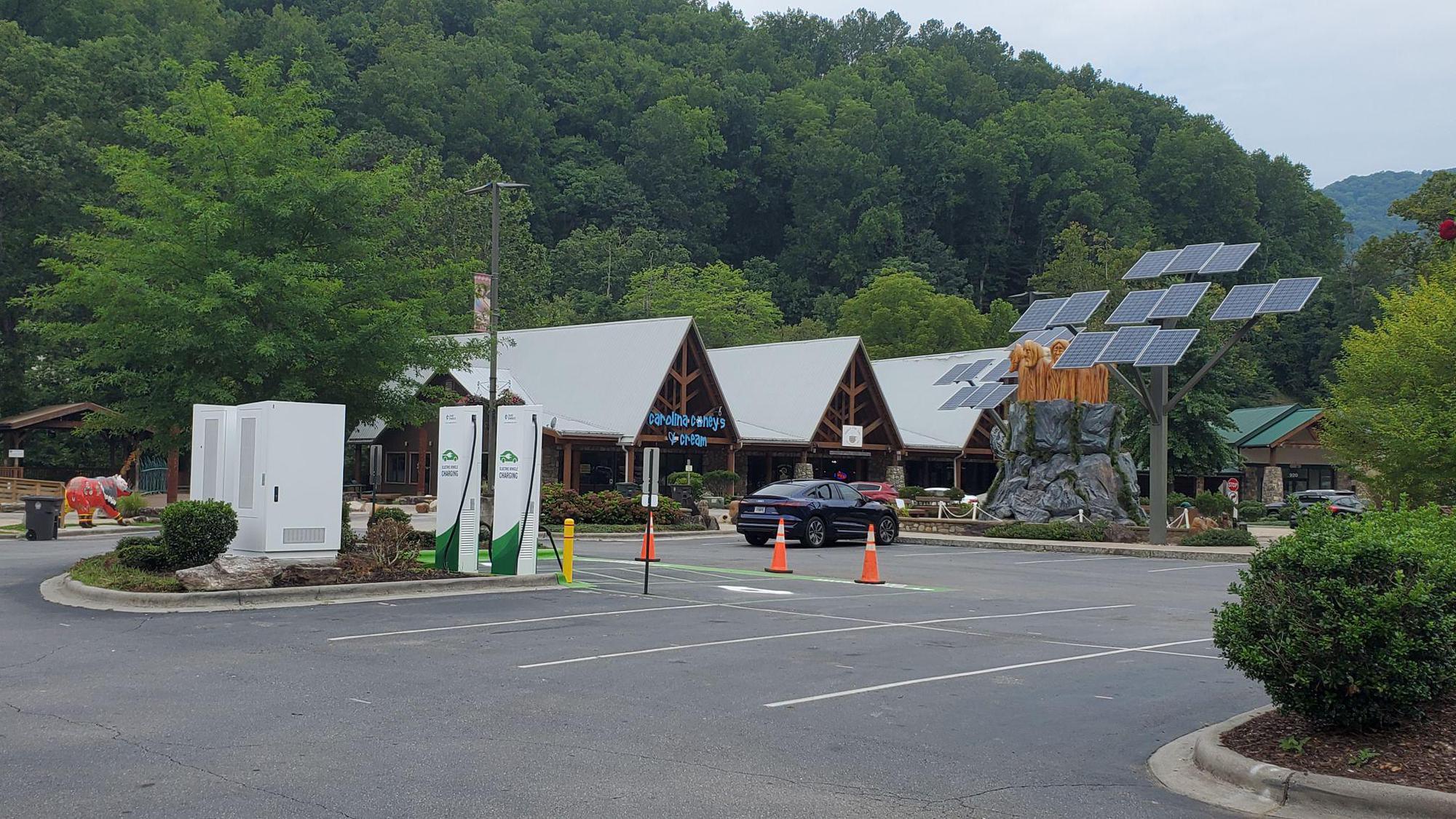Cherokee Welcome Center | Cherokee, NC | EV Station