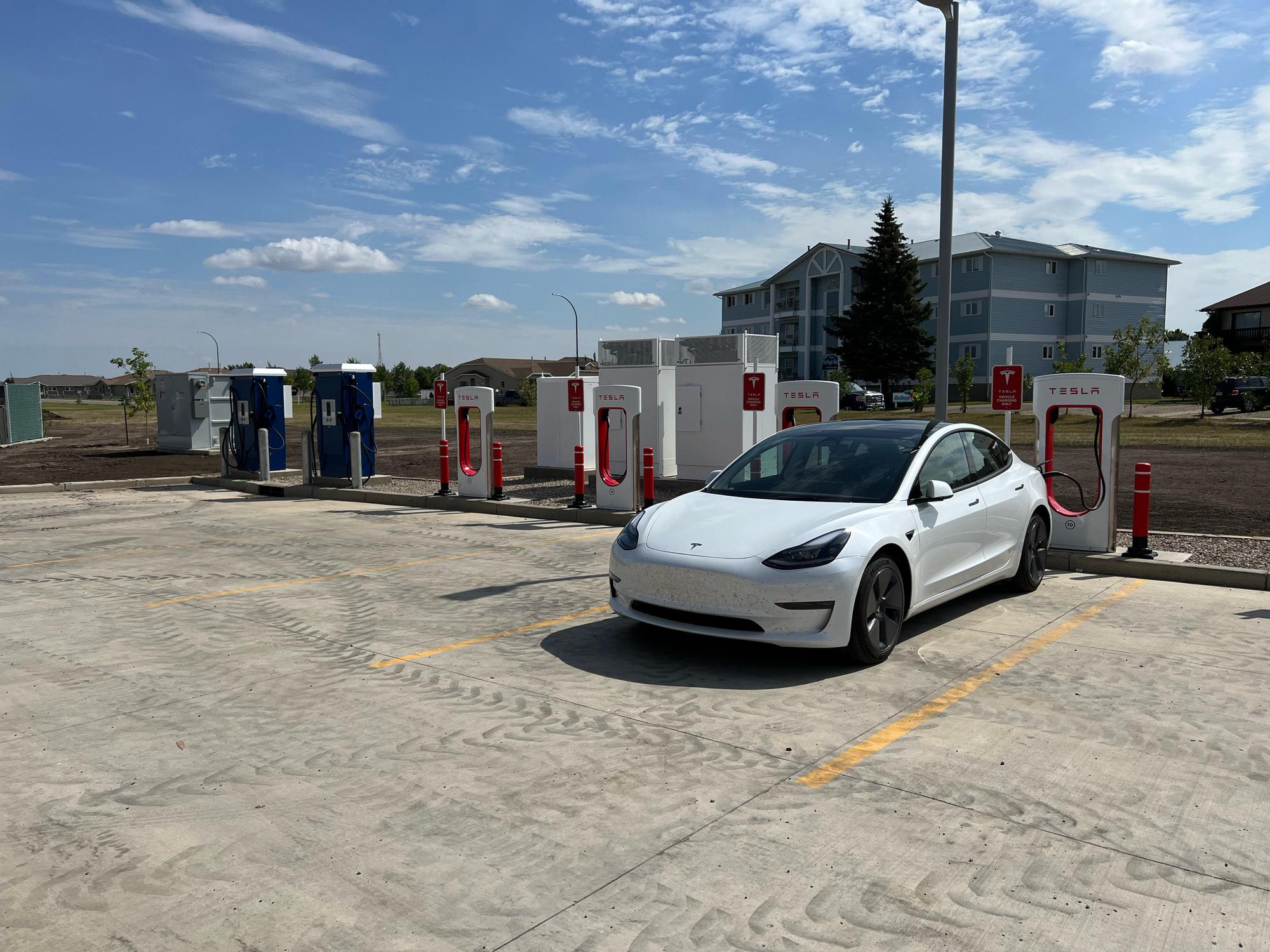 Market Mall (1) | Estevan, SK | EV Station