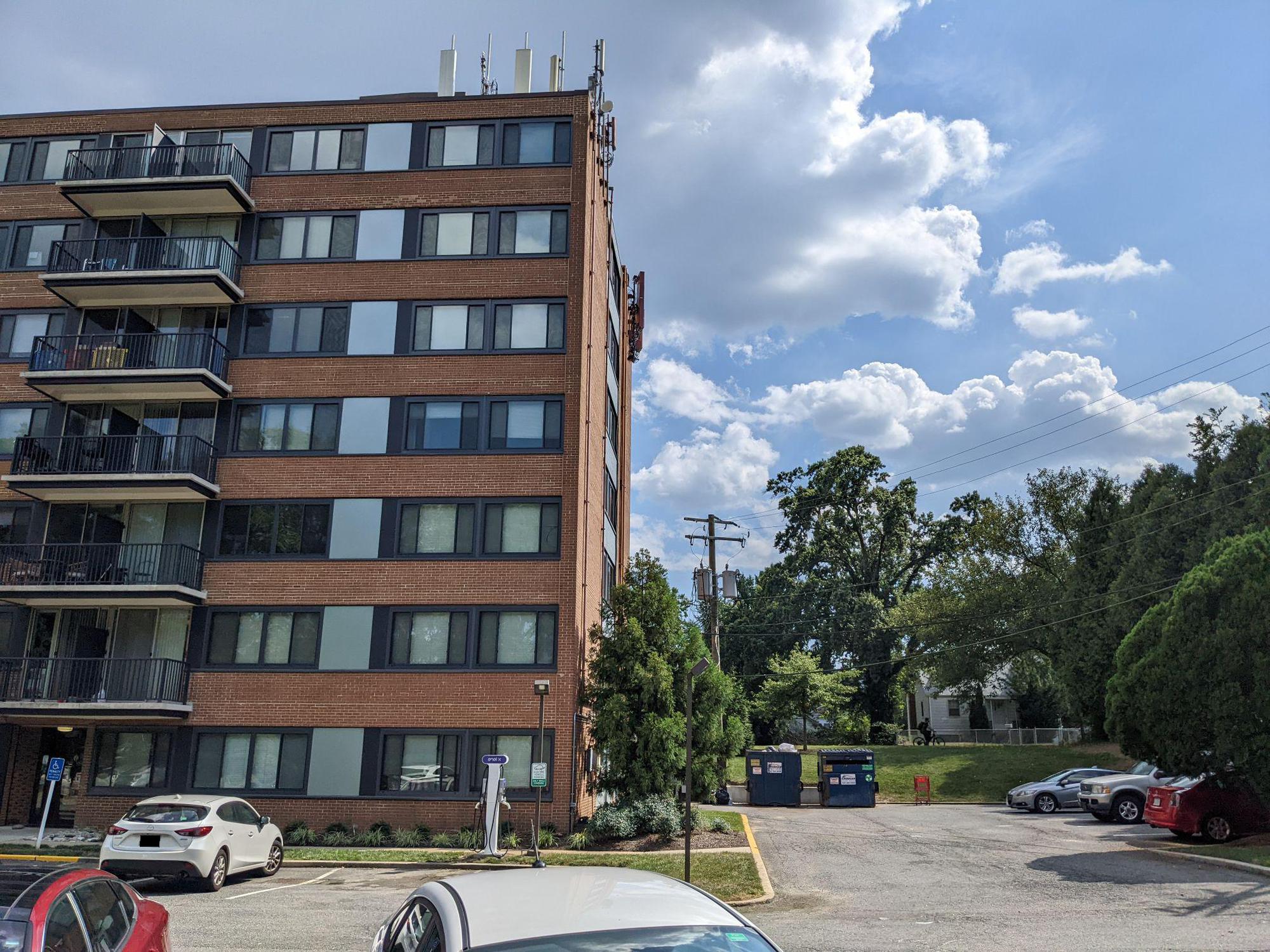 Parc View Arlington Apartments | Arlington, VA | EV Station